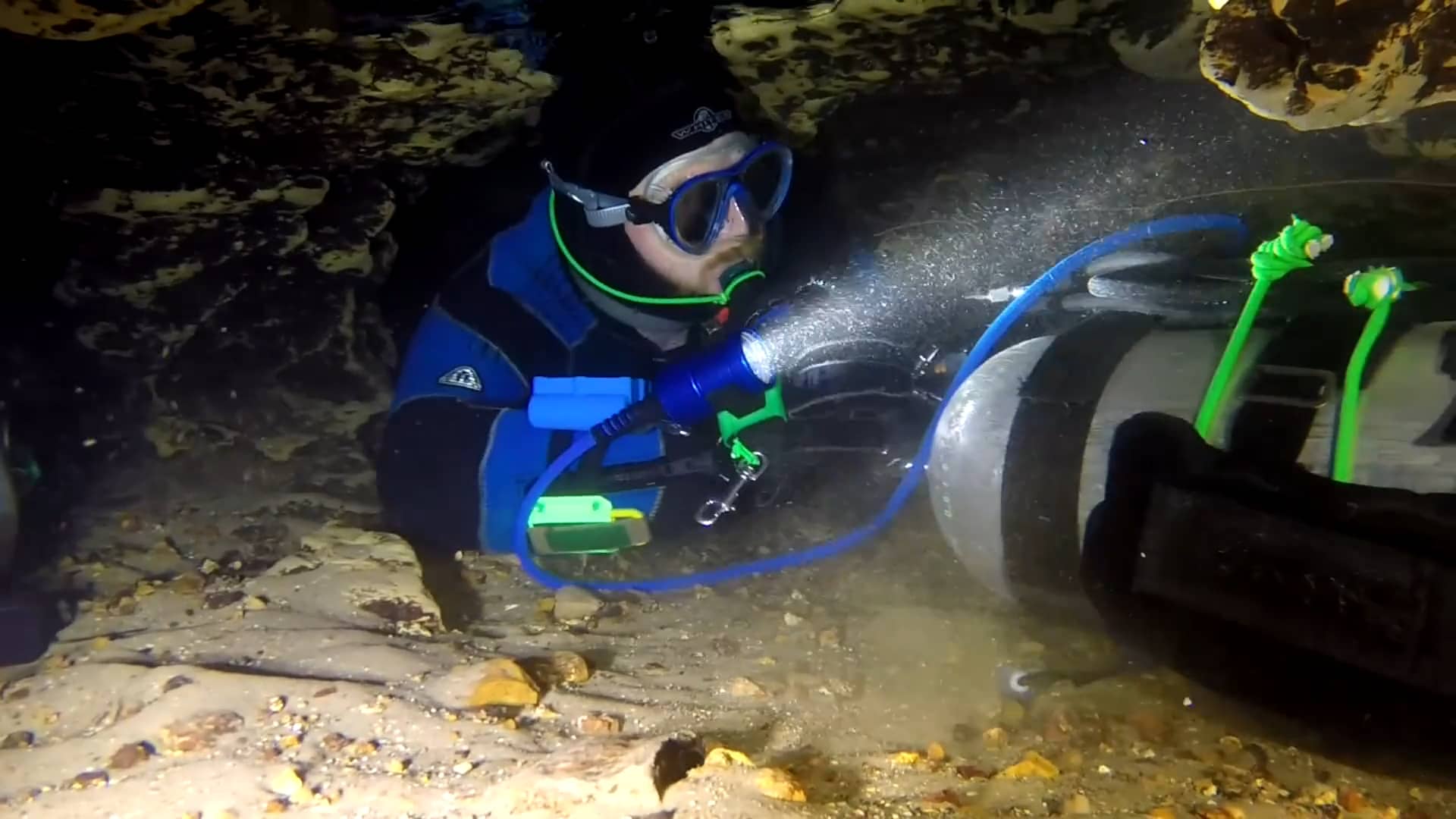 Castle Rock Diving on Vimeo