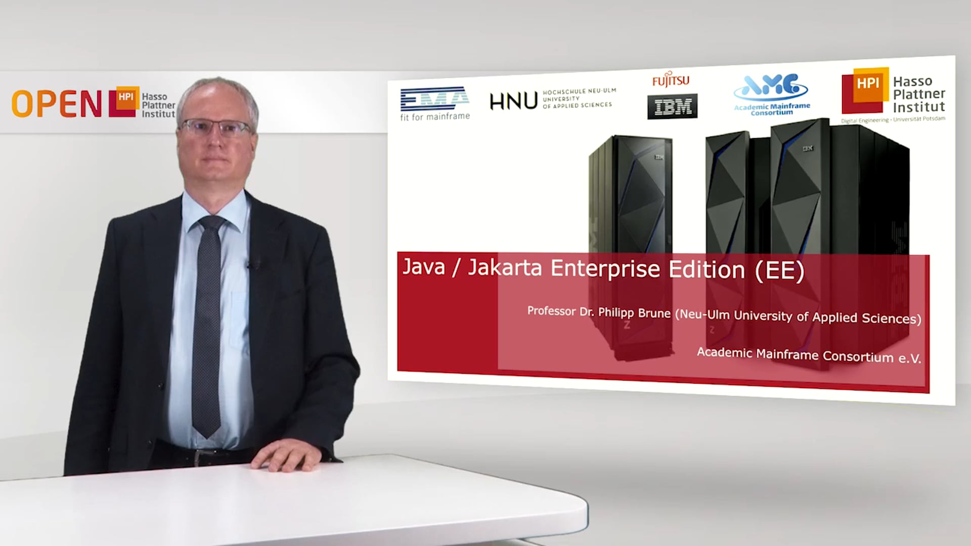 4.5 Java / Jakarta Enterprise Edition | Mainframe - Crucial Role in