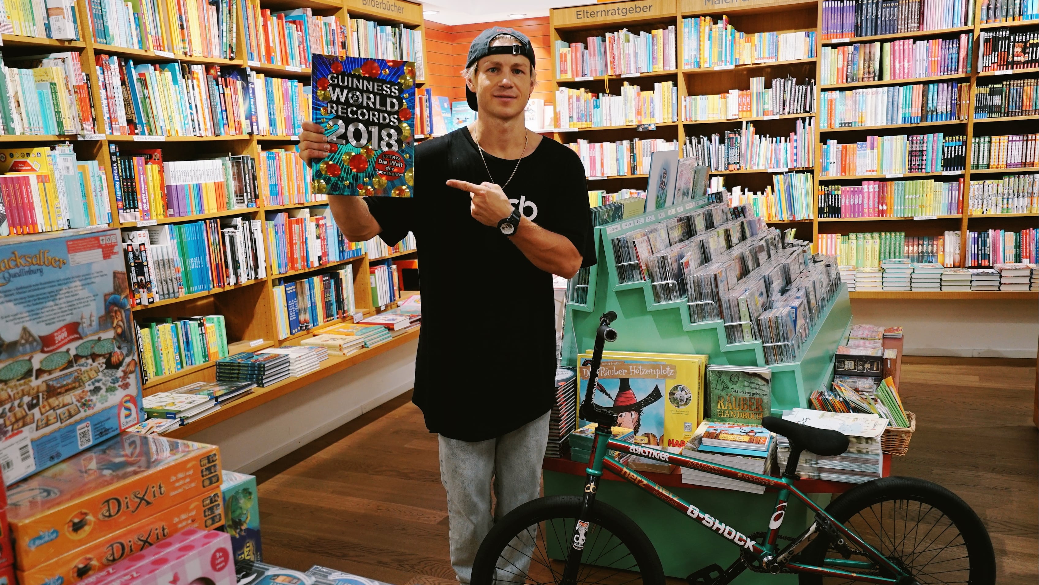 Chris Böhm im Guinnessbuch der Weltrekorde 2018 on Vimeo