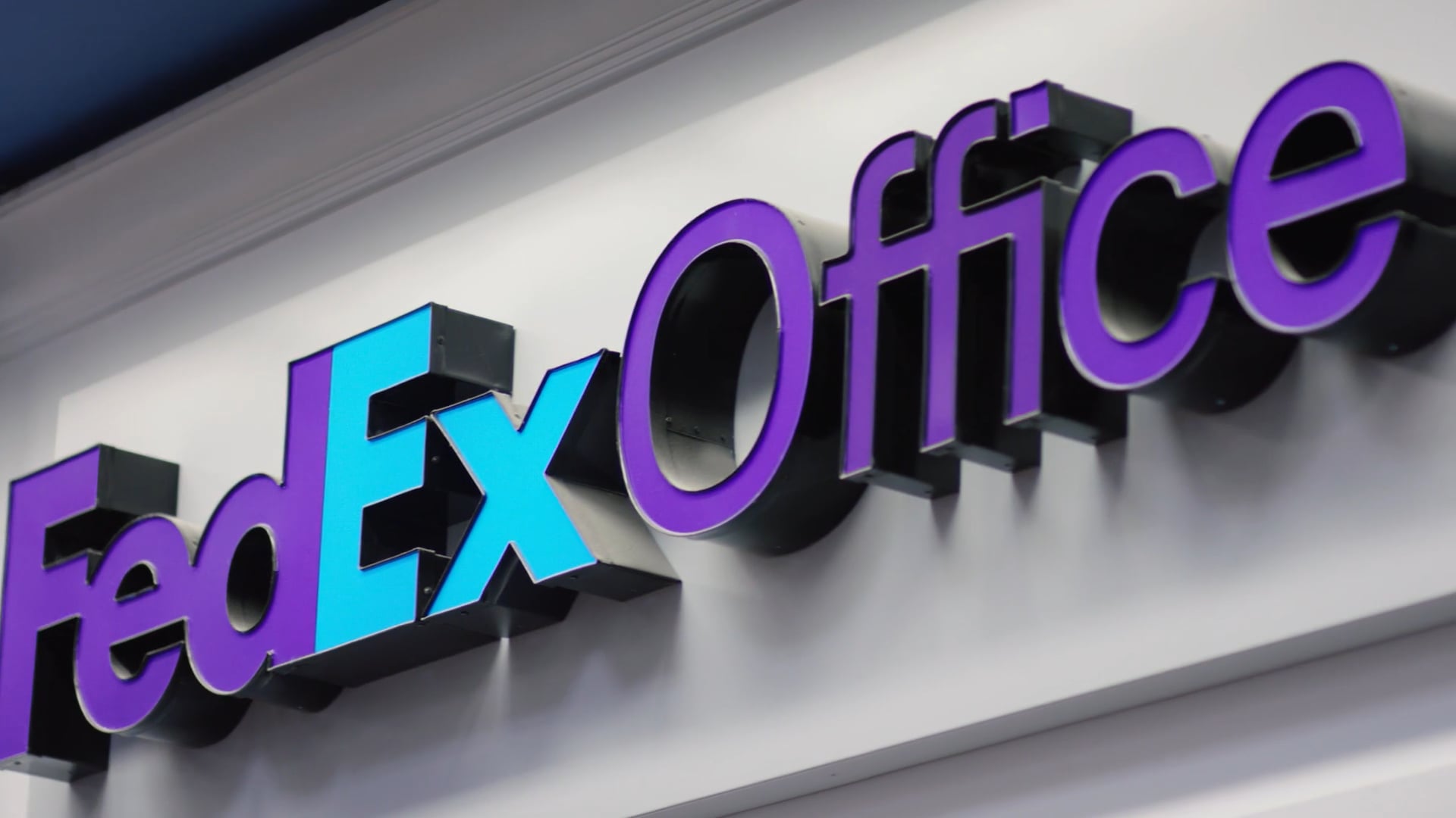 Eyecon Video Productions - Marketing Videos - FedEx Office Walmart ...