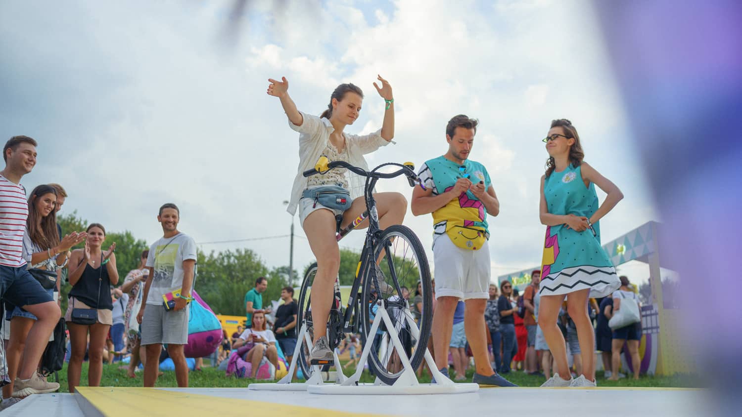 A Bike Ride Through Social Media on Vimeo