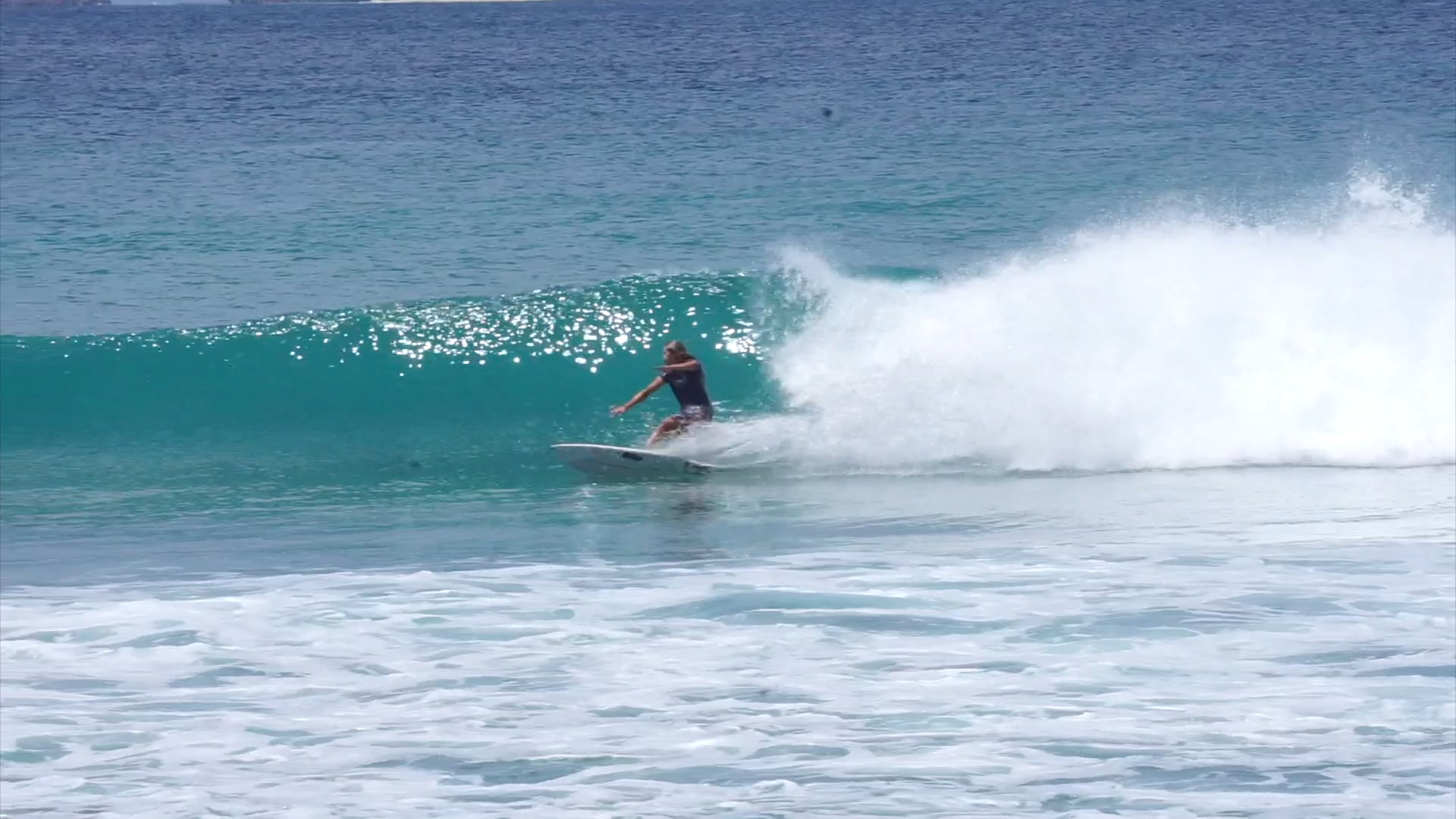 LILY PIERCE - first swell at home 2018 on Vimeo