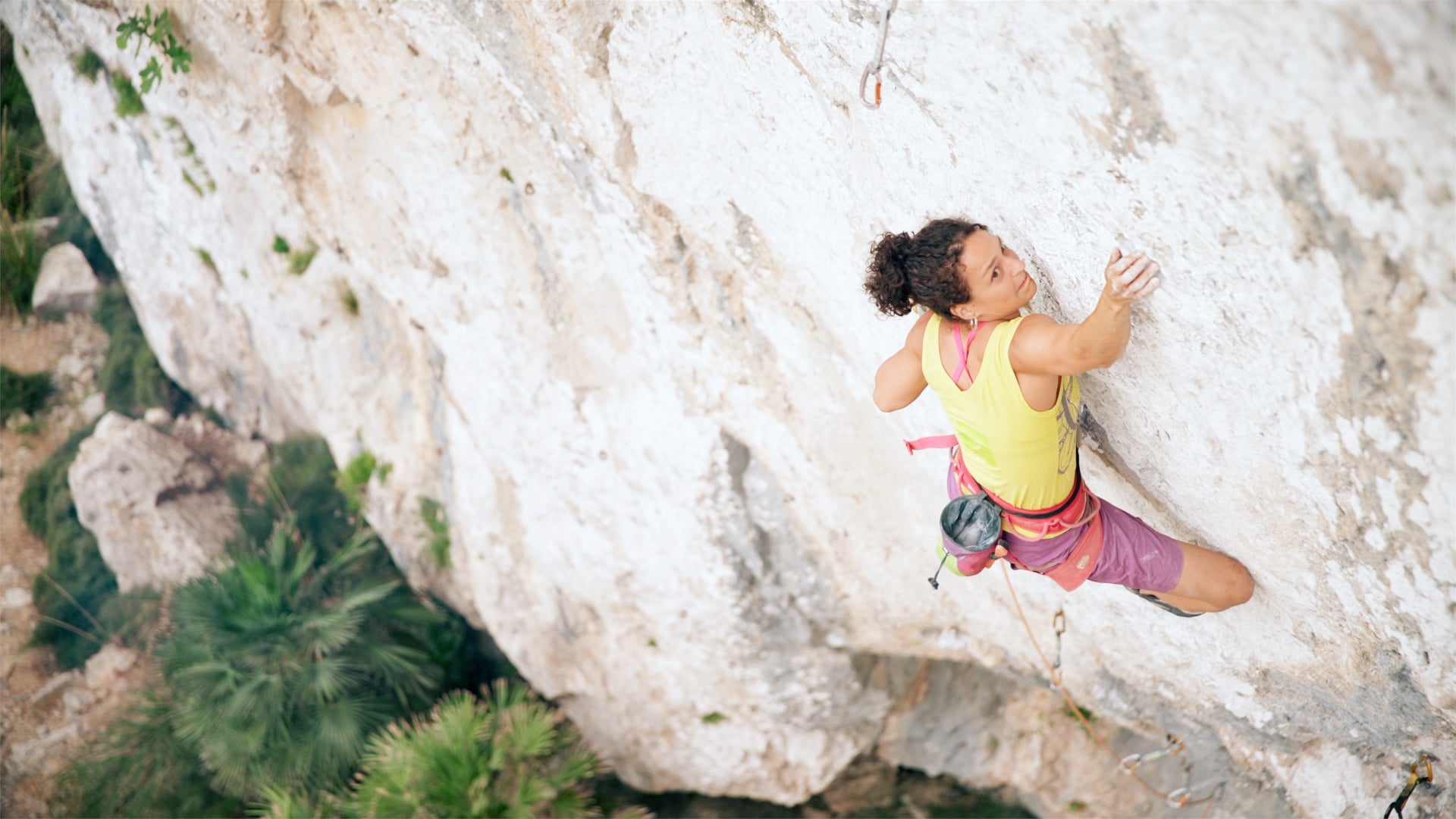 ROCK CLIMBING | Neus Colom climbing PARANOID 8b+ on Vimeo