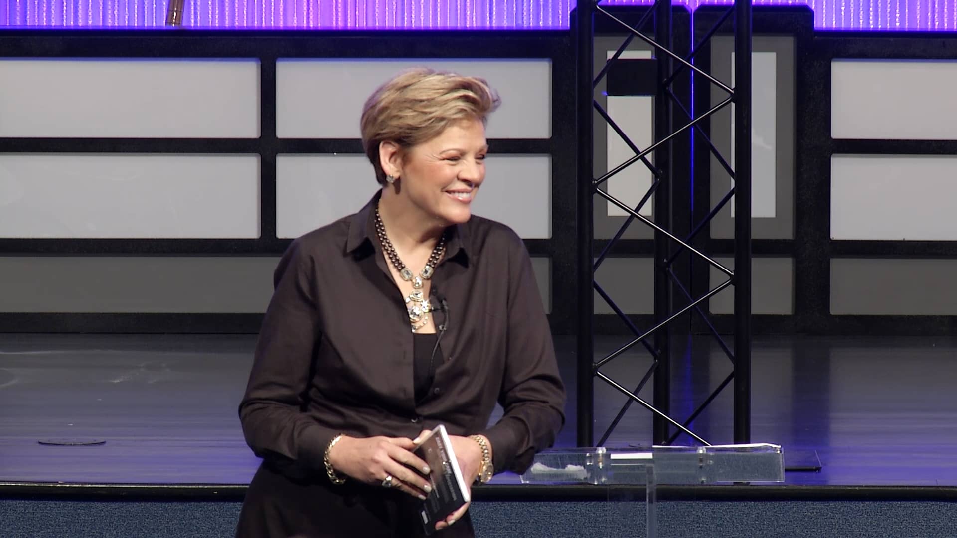 Pastor Nancy Dufresne at Faith Outreach Church Wednesday Night 6:30 PM ...