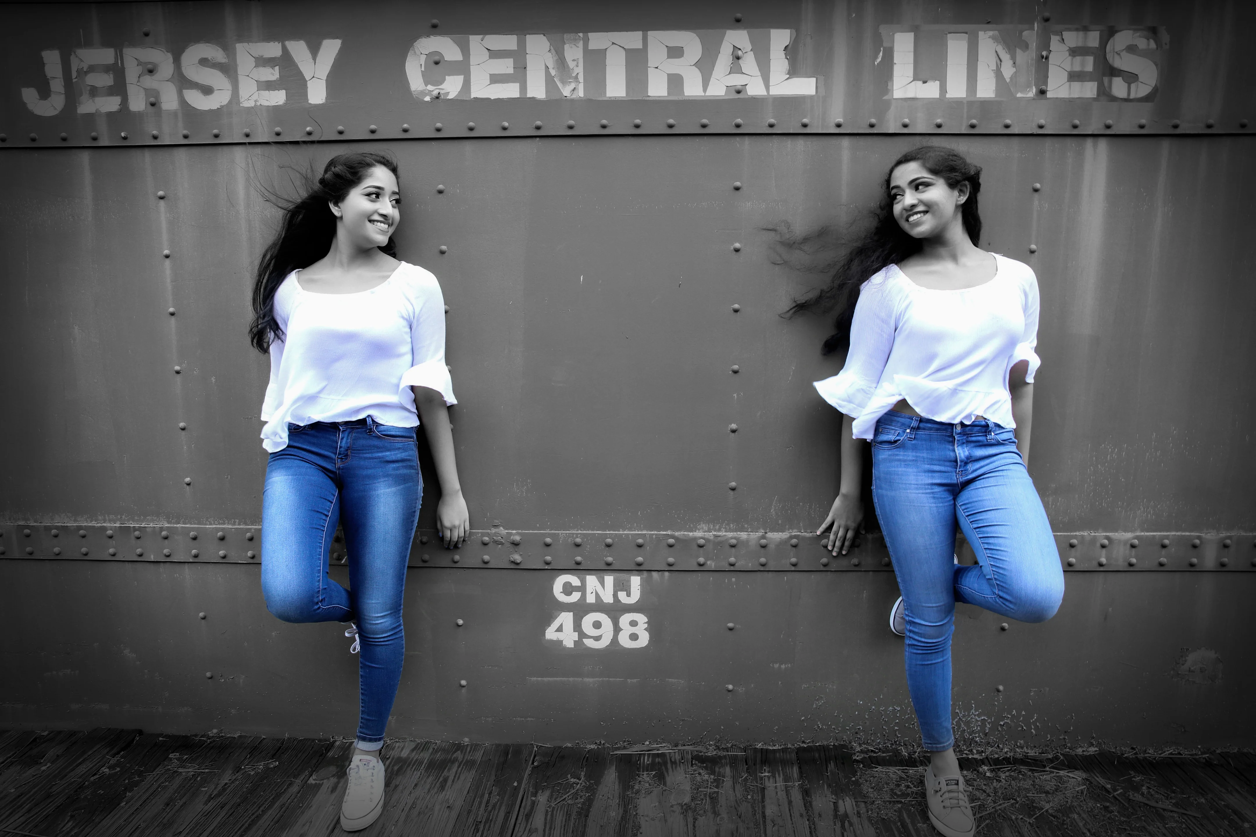 Deepa & Roopa's Sweet Sixteen Highlights on Vimeo