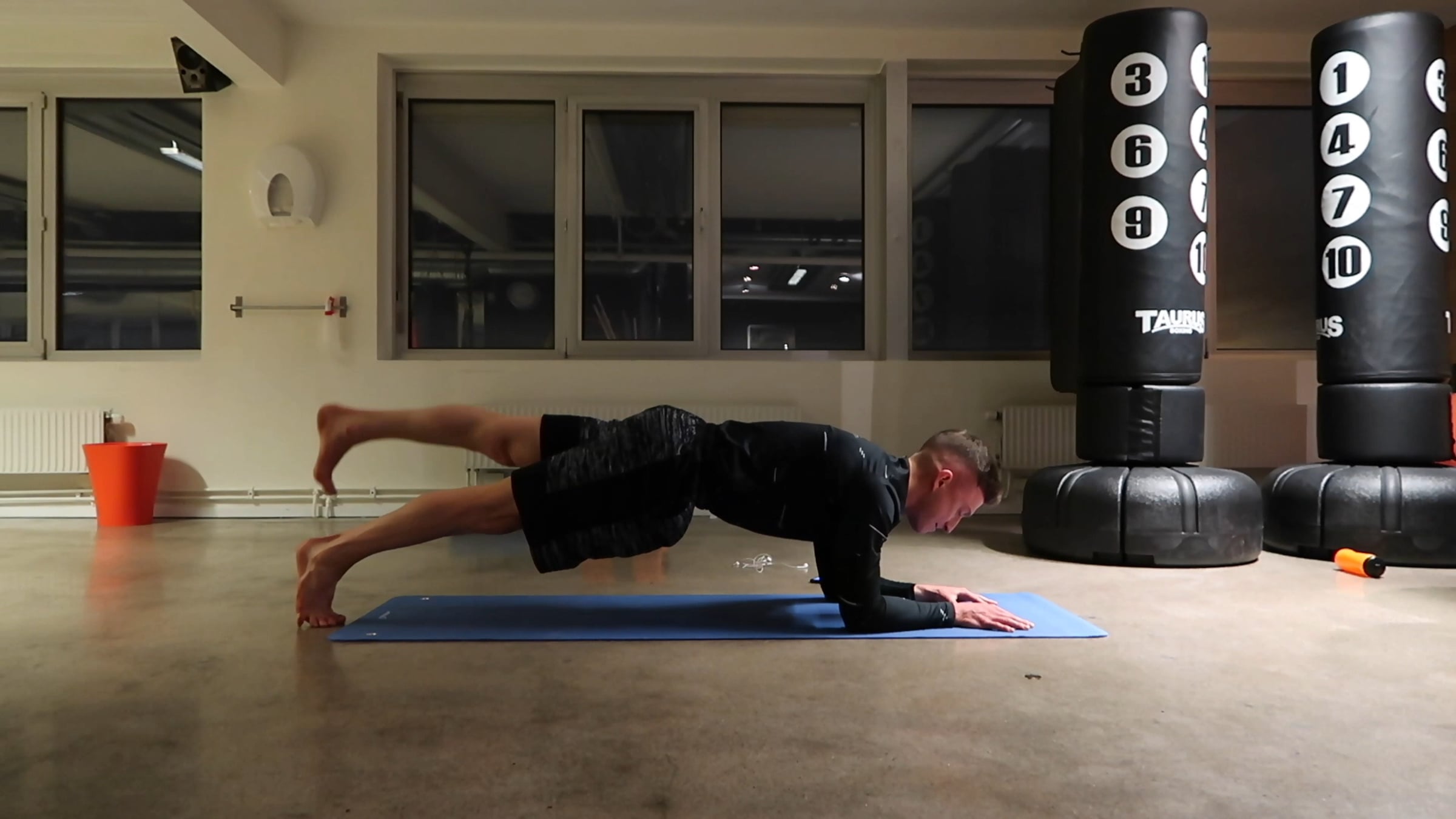 Pillar Bridge Leg Lift