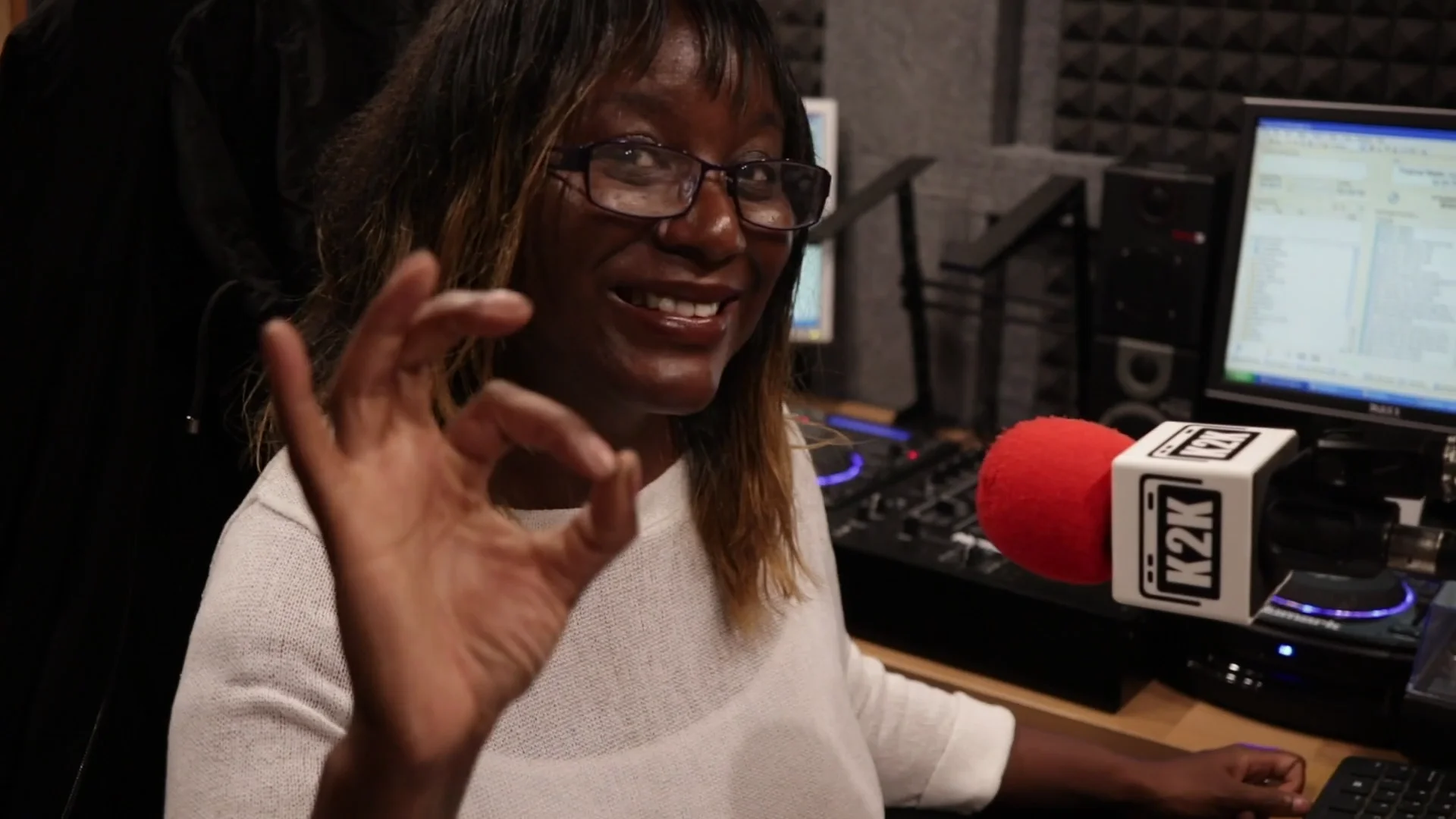 The Random Hour @ K2K Radio on Vimeo