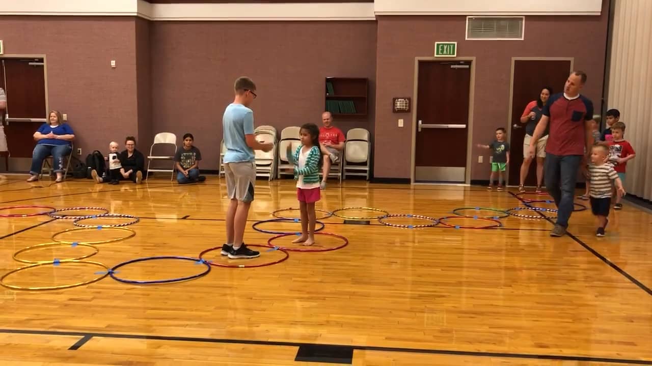 Hoop Hop Showdown on Vimeo