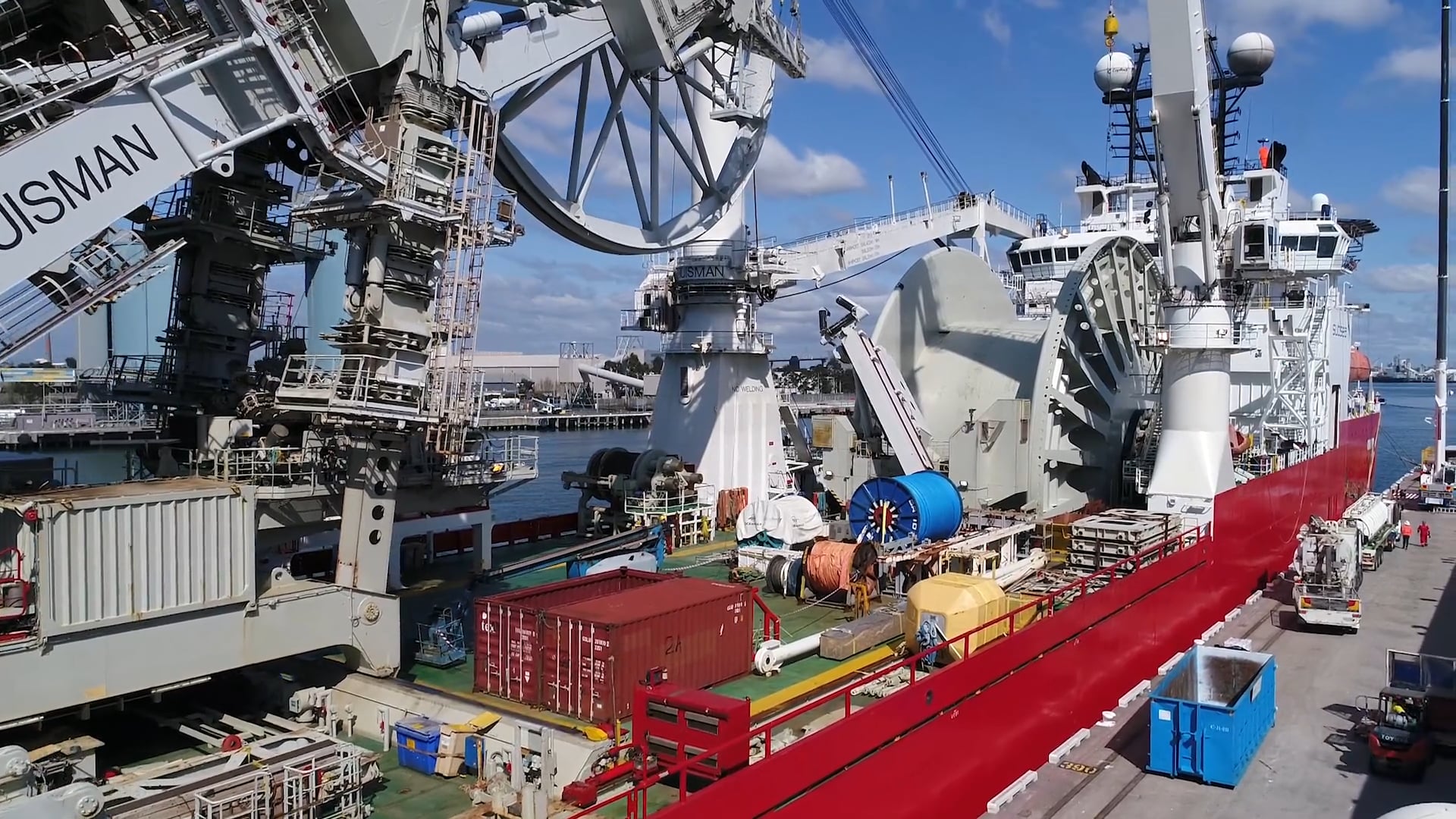 Qube Victoria Dock Oil & Gas Hub on Vimeo