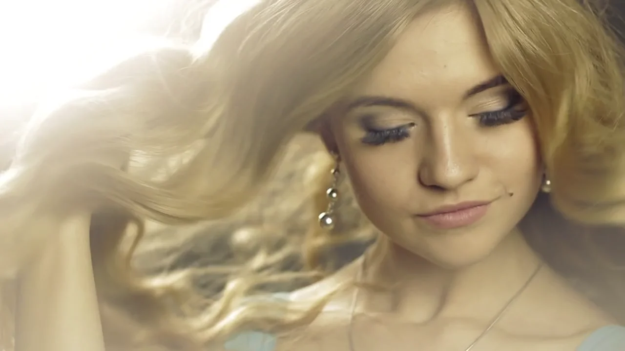 Model Photoshoot on Vimeo