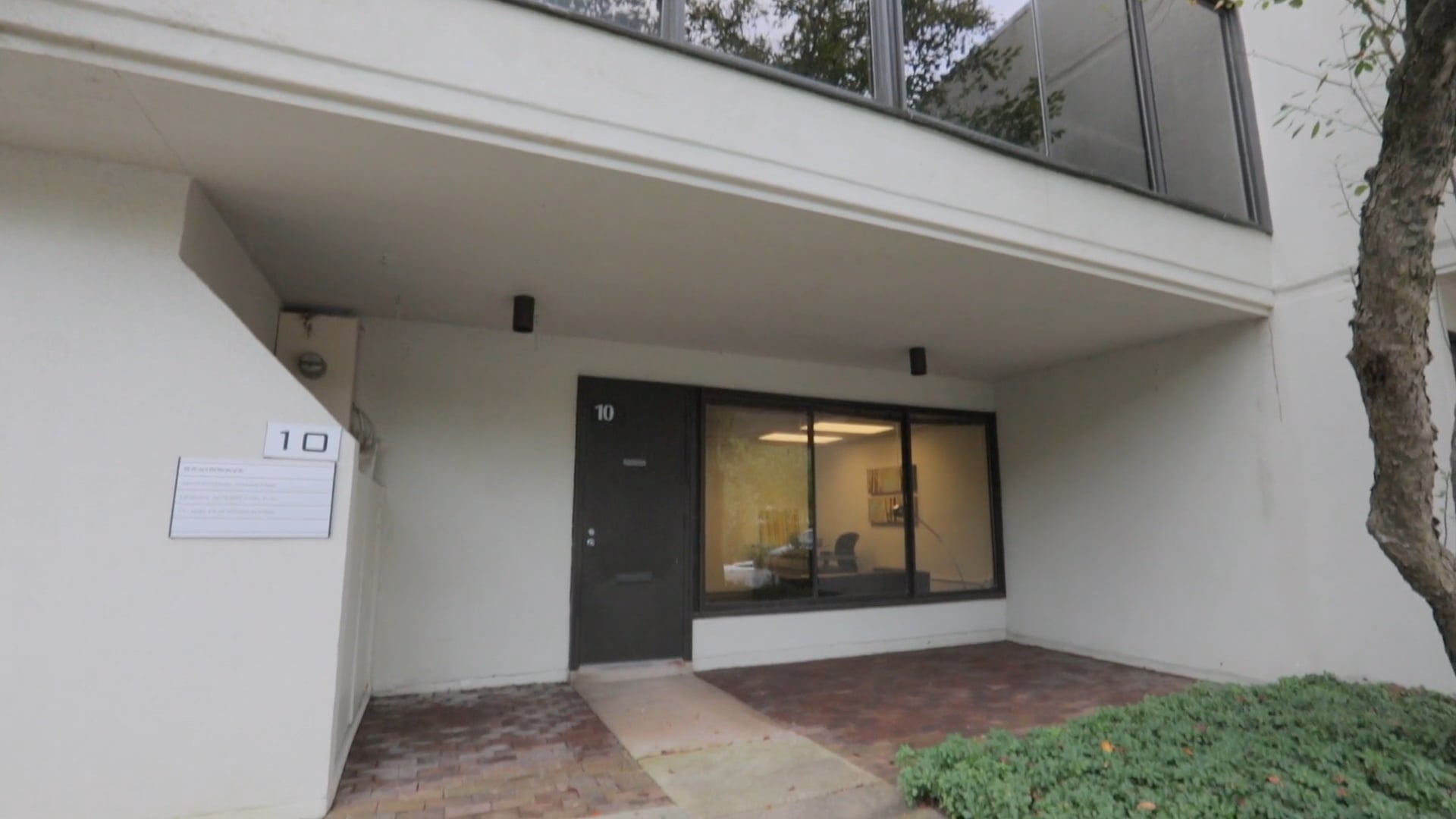 11250 Roger Bacon Dr. Unit #10 Reston, VA Presented by Terrell Marsh ...