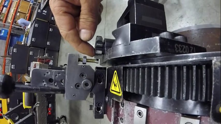 H&S Tool - Clamshell Tripper Setup on Vimeo