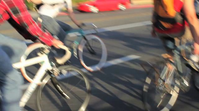 Critical Mini on May 21st 2010 on Vimeo