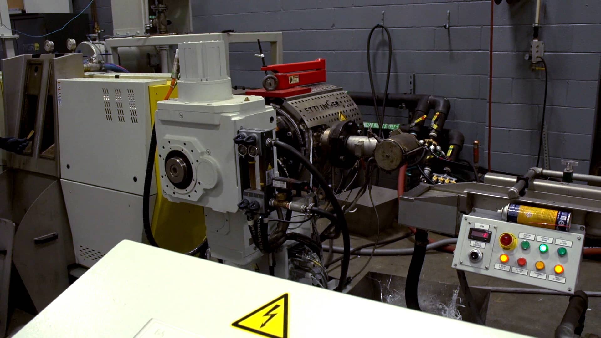 Recycling PET Fines with Ettlinger 60 micron screen on Vimeo