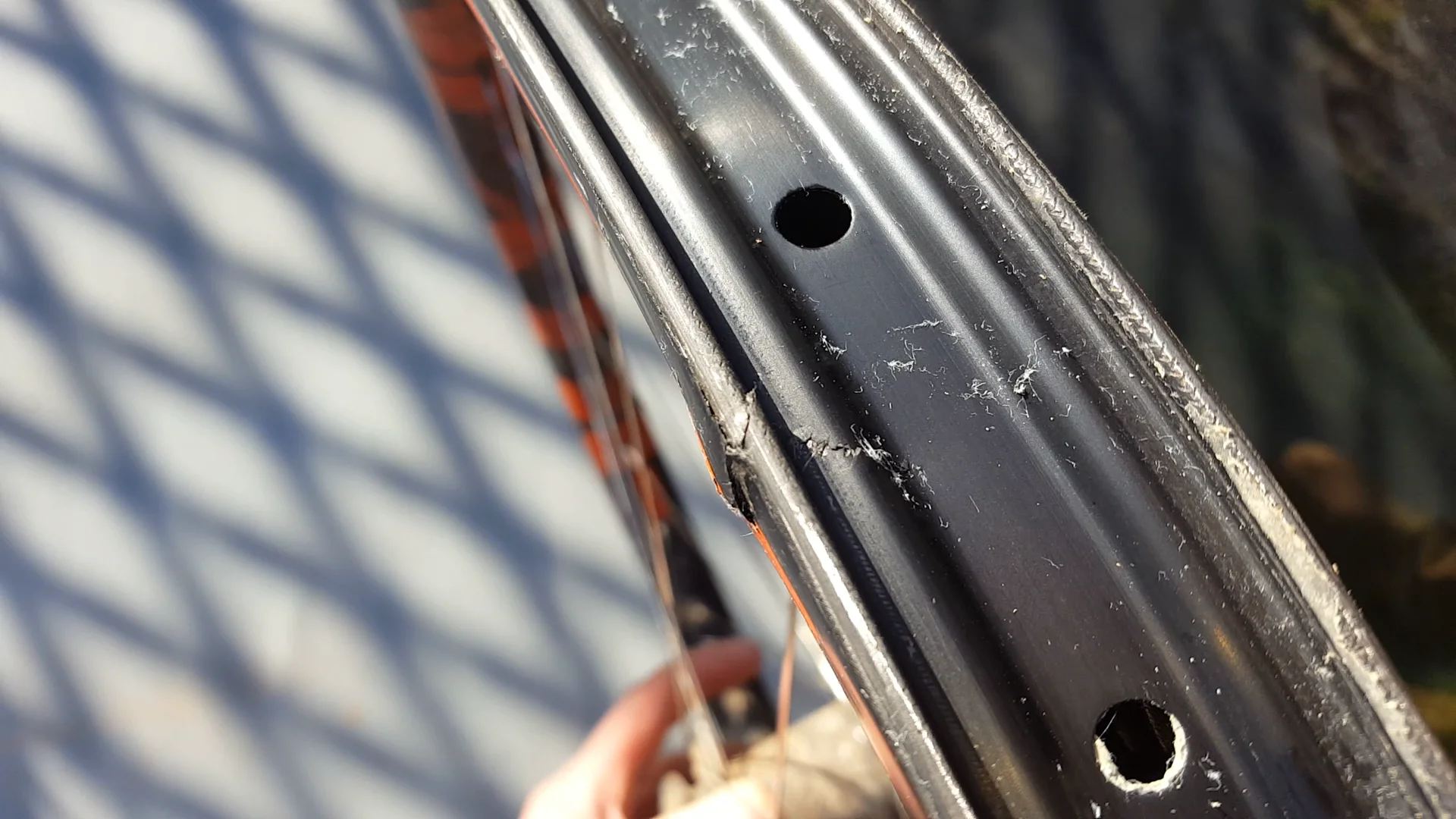 Nextie carbon rim failure on Vimeo