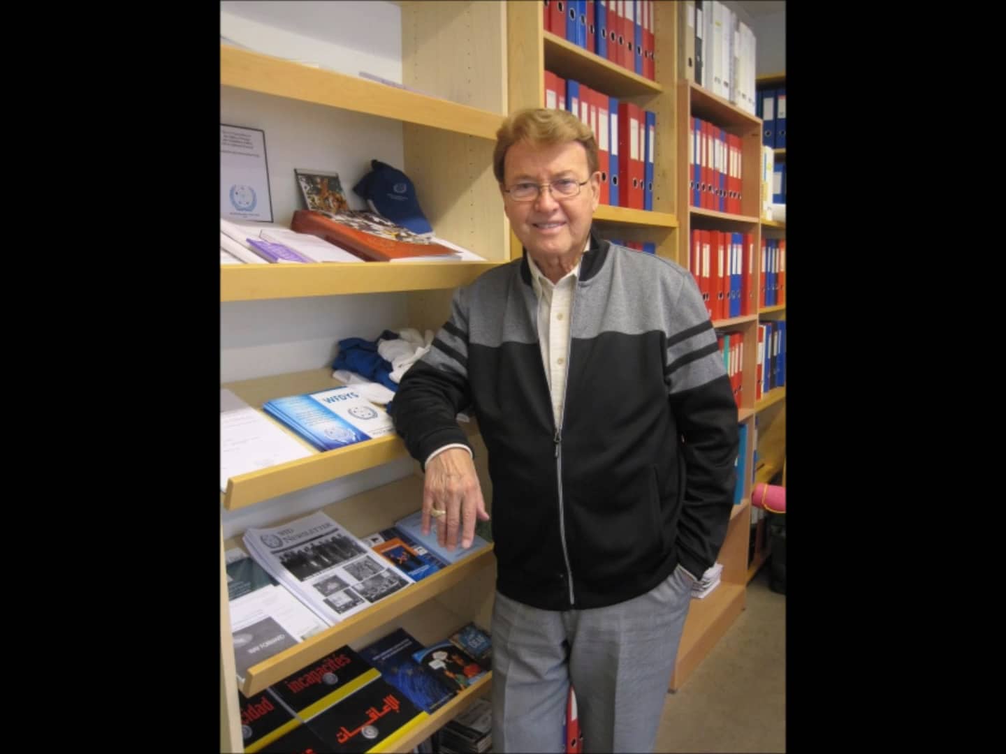 Vale - Dr Bernard Bragg (1928 - 2018) on Vimeo