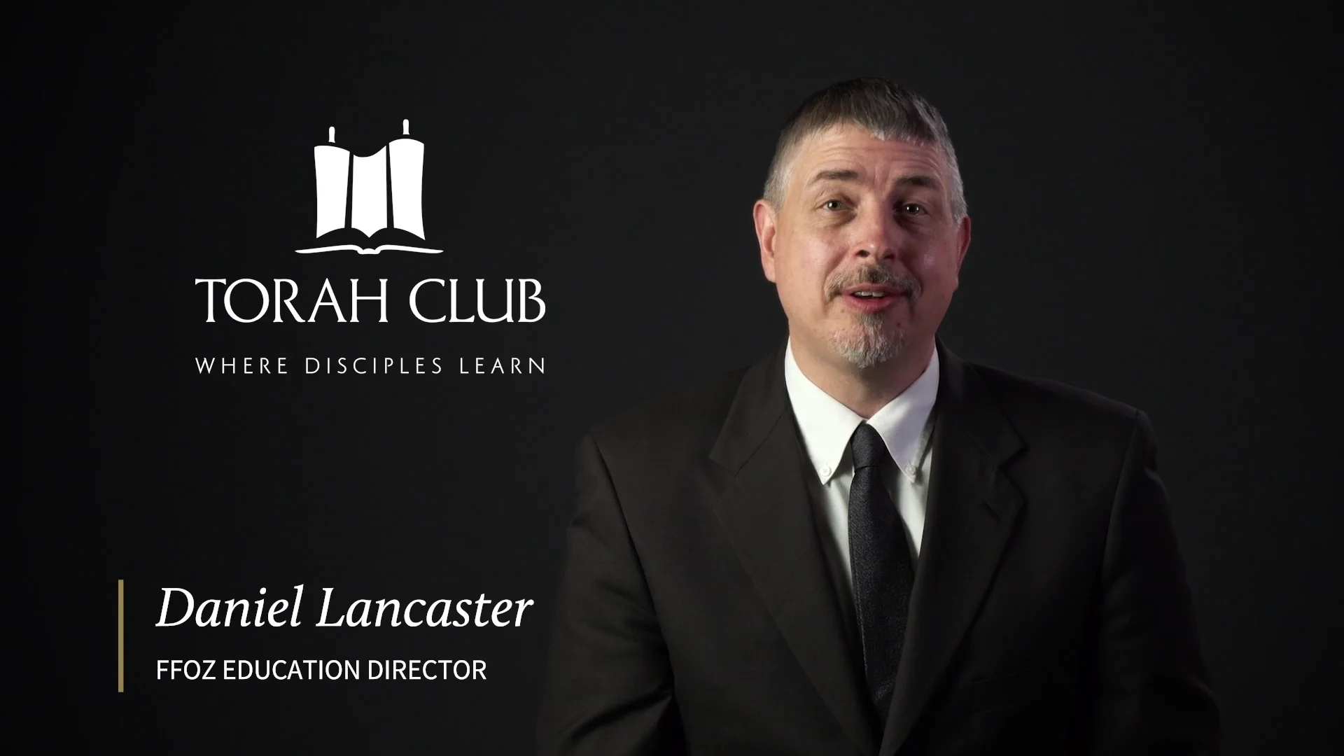 Unrolling the Scroll - Torah Club Student Essentials