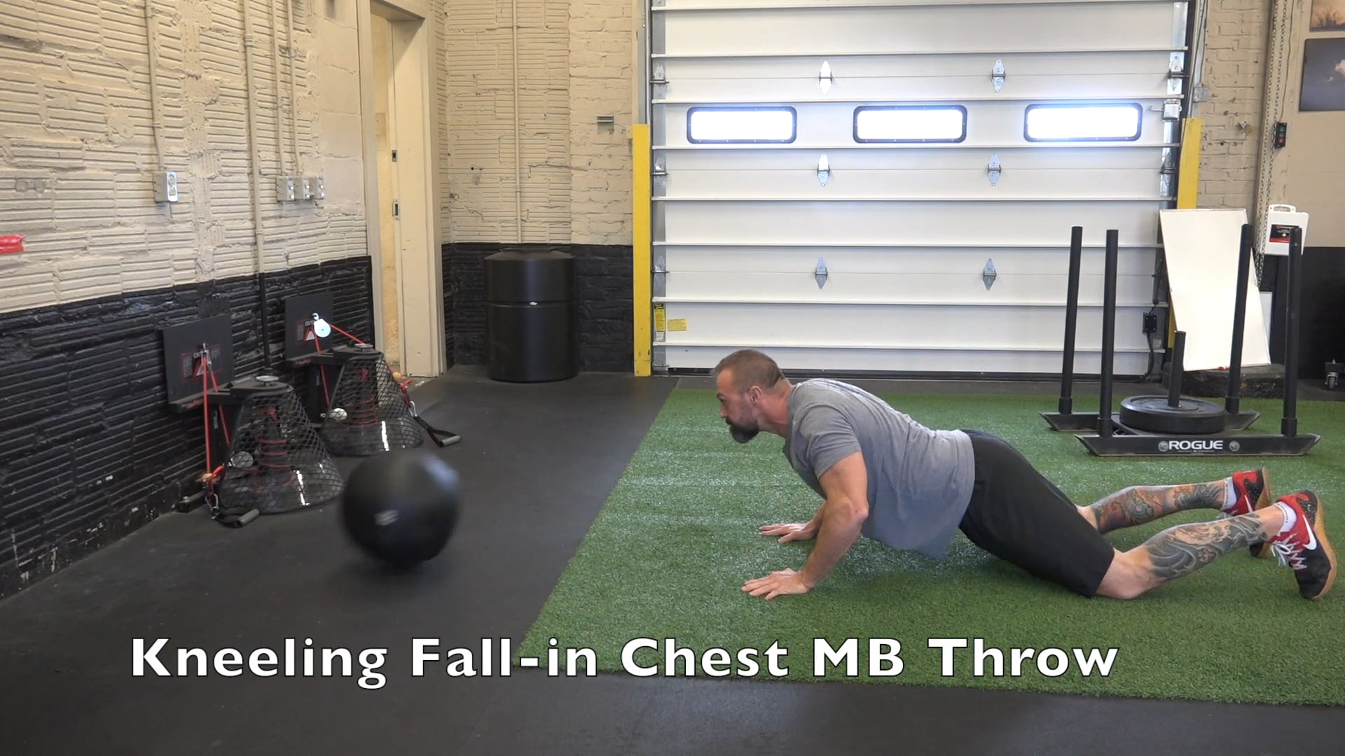 Kneeling Fall-in Chest MB Throw on Vimeo