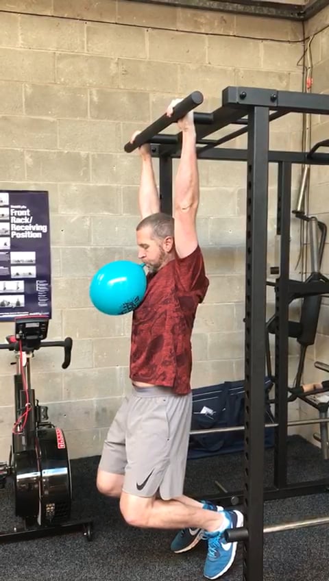 Balloon hanging lat stretch on Vimeo
