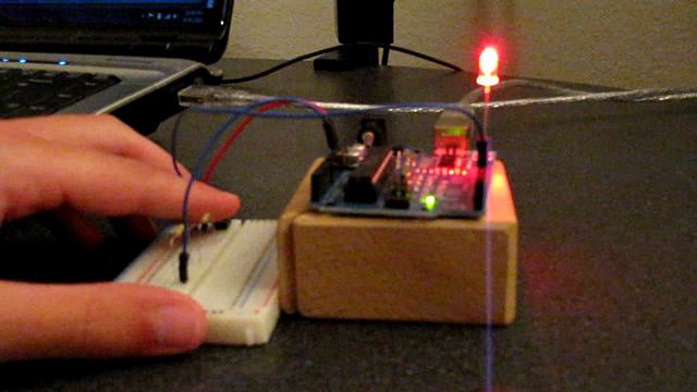 Arduino push-button toggle with debouncing on Vimeo