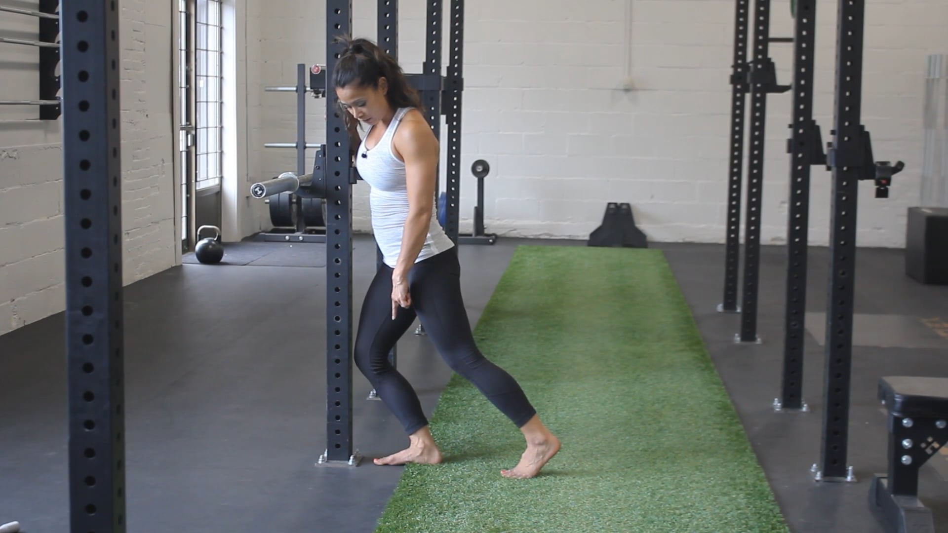 KNEE TO WALL TEST on Vimeo