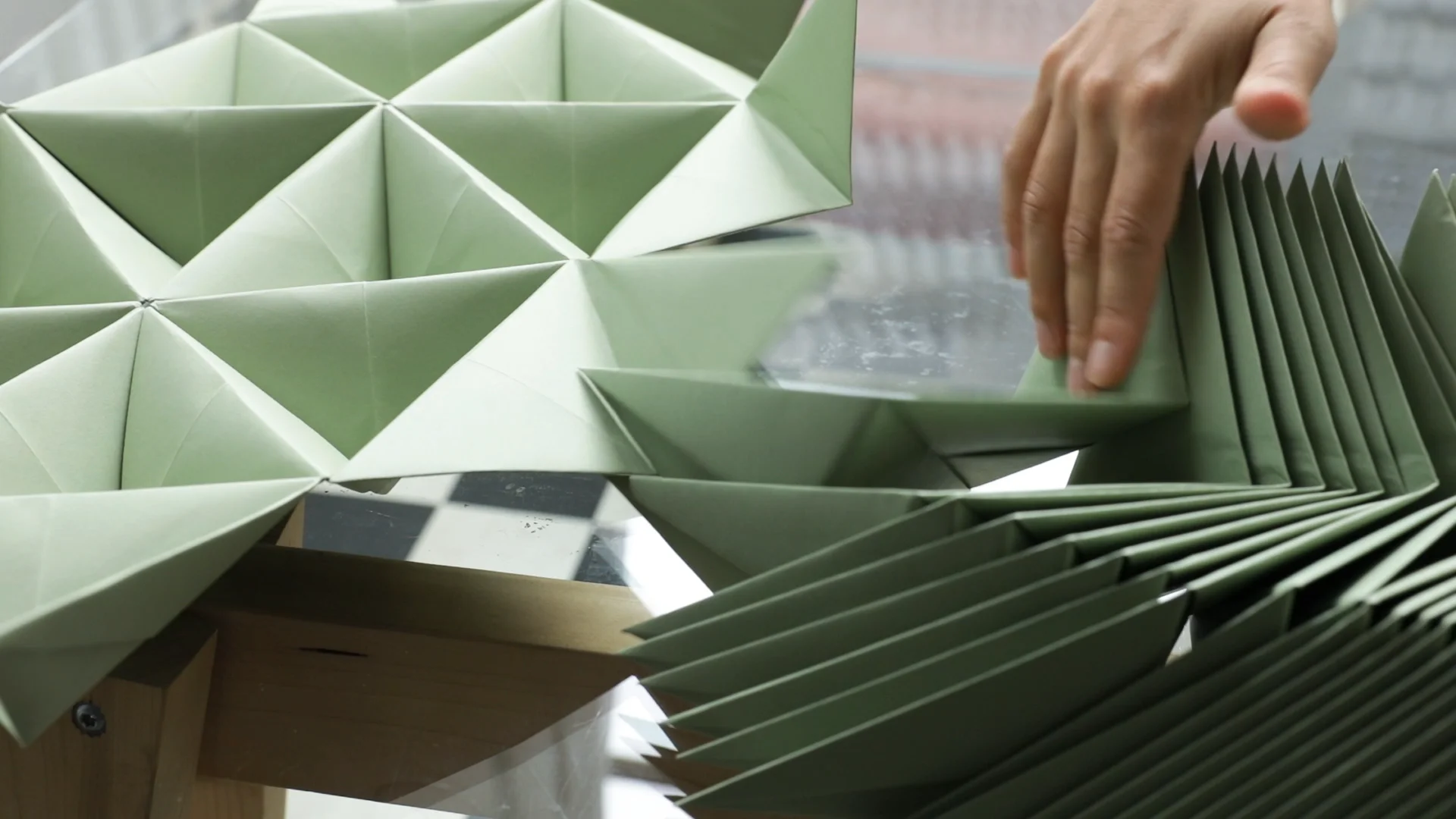 Paper Lorry Star on Vimeo