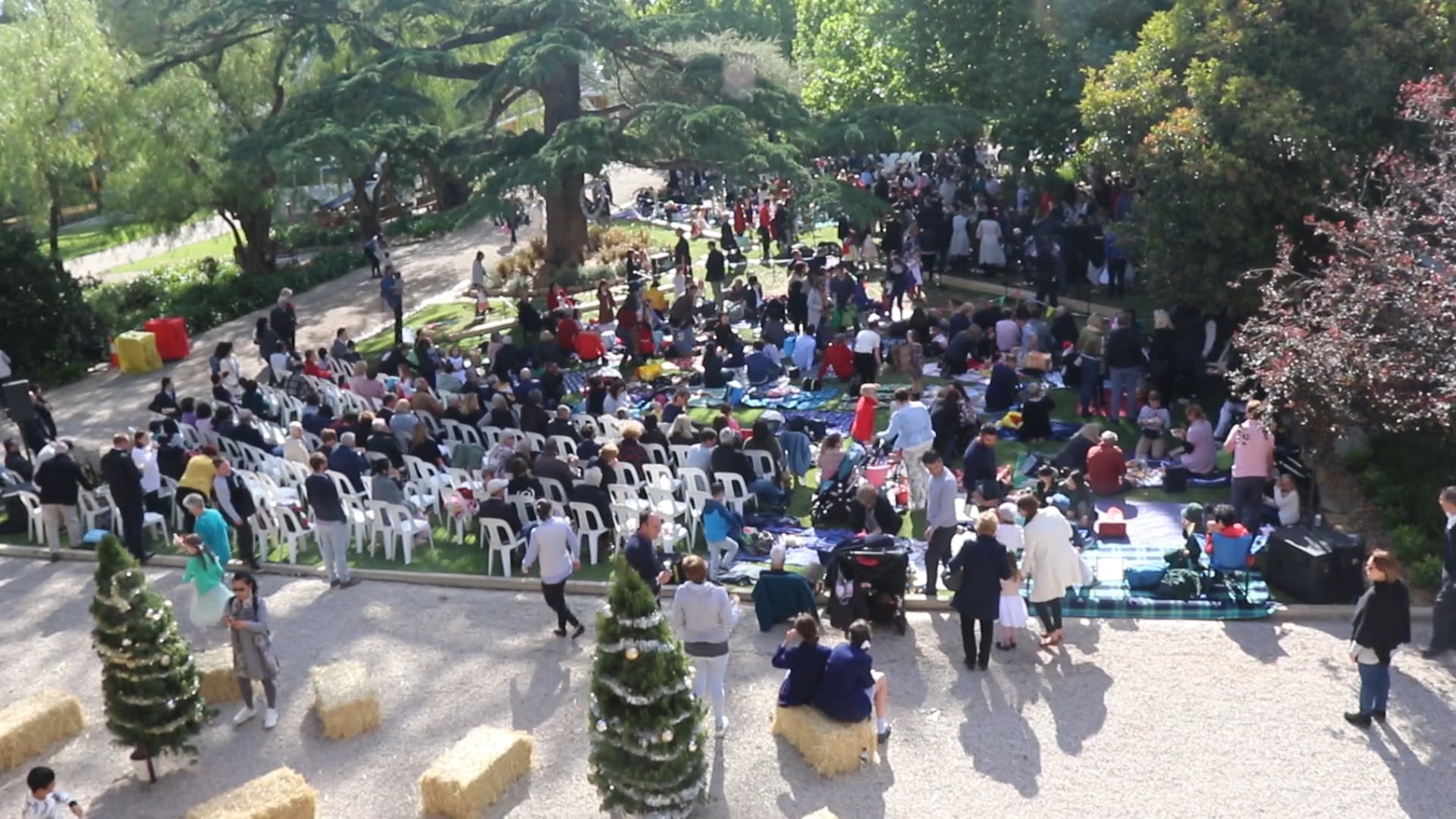 ELC Carols on the Lawn on Vimeo
