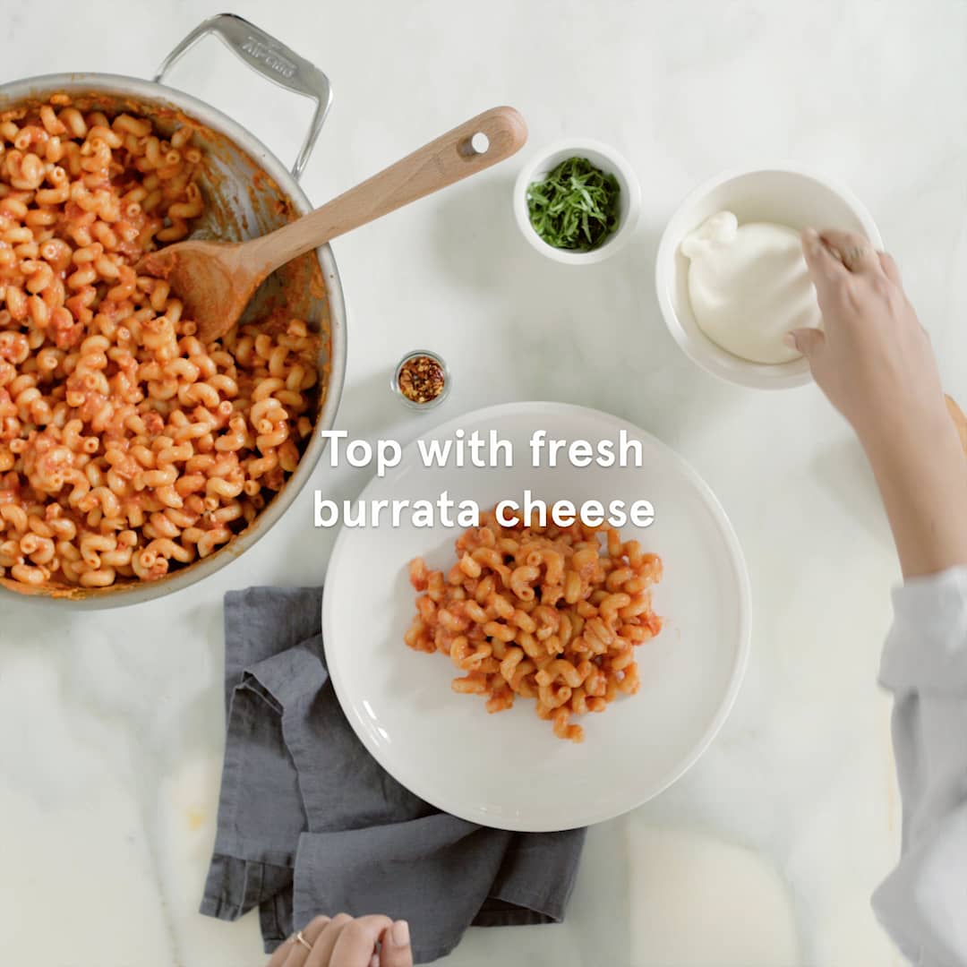 One-Pot Spicy Vodka Sauce with Burrata on Vimeo