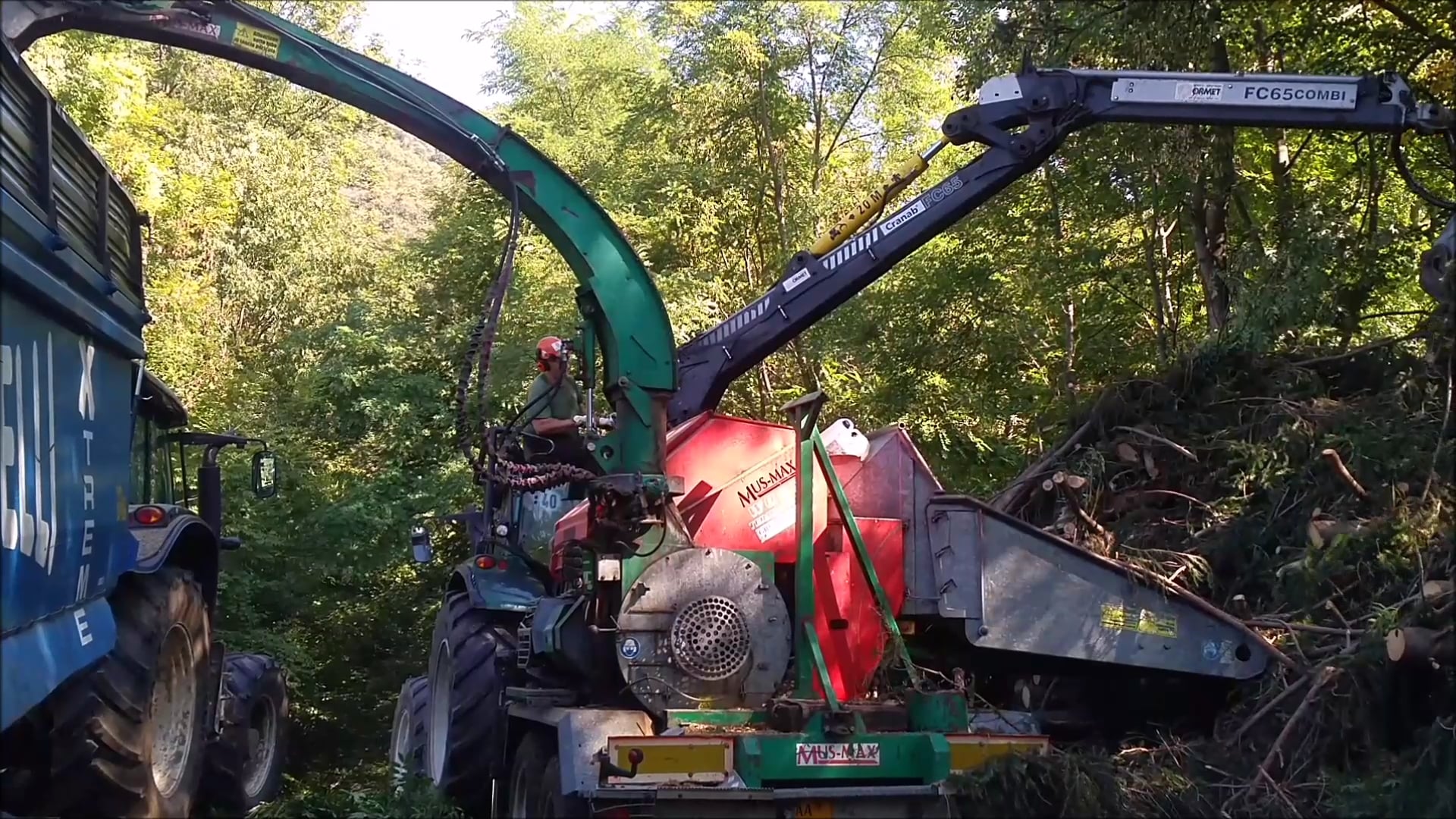 Drum wood chipper MUS MAX WT8 driven by PTO tractor ON SALE USED on Vimeo