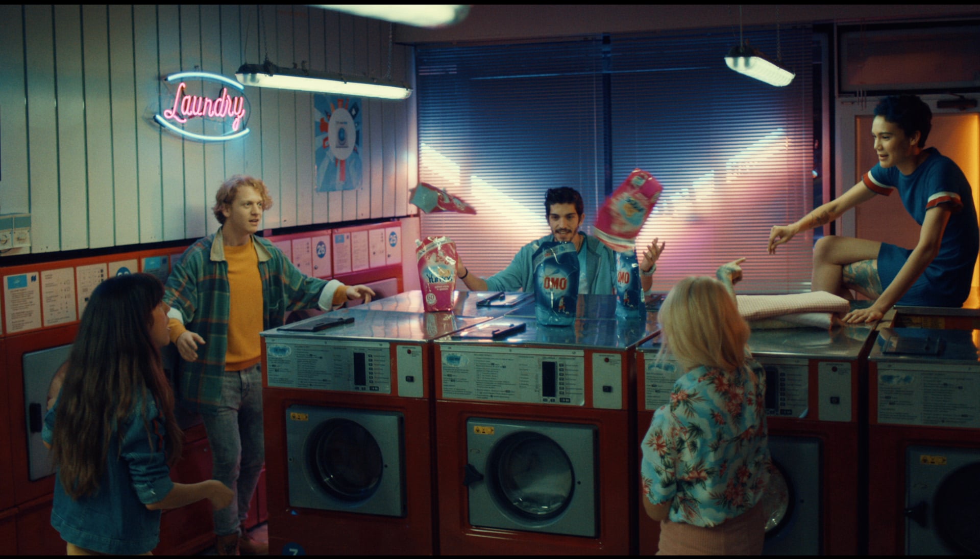 YUMOŞ & OMO // Flip Bottle Challenge on Vimeo