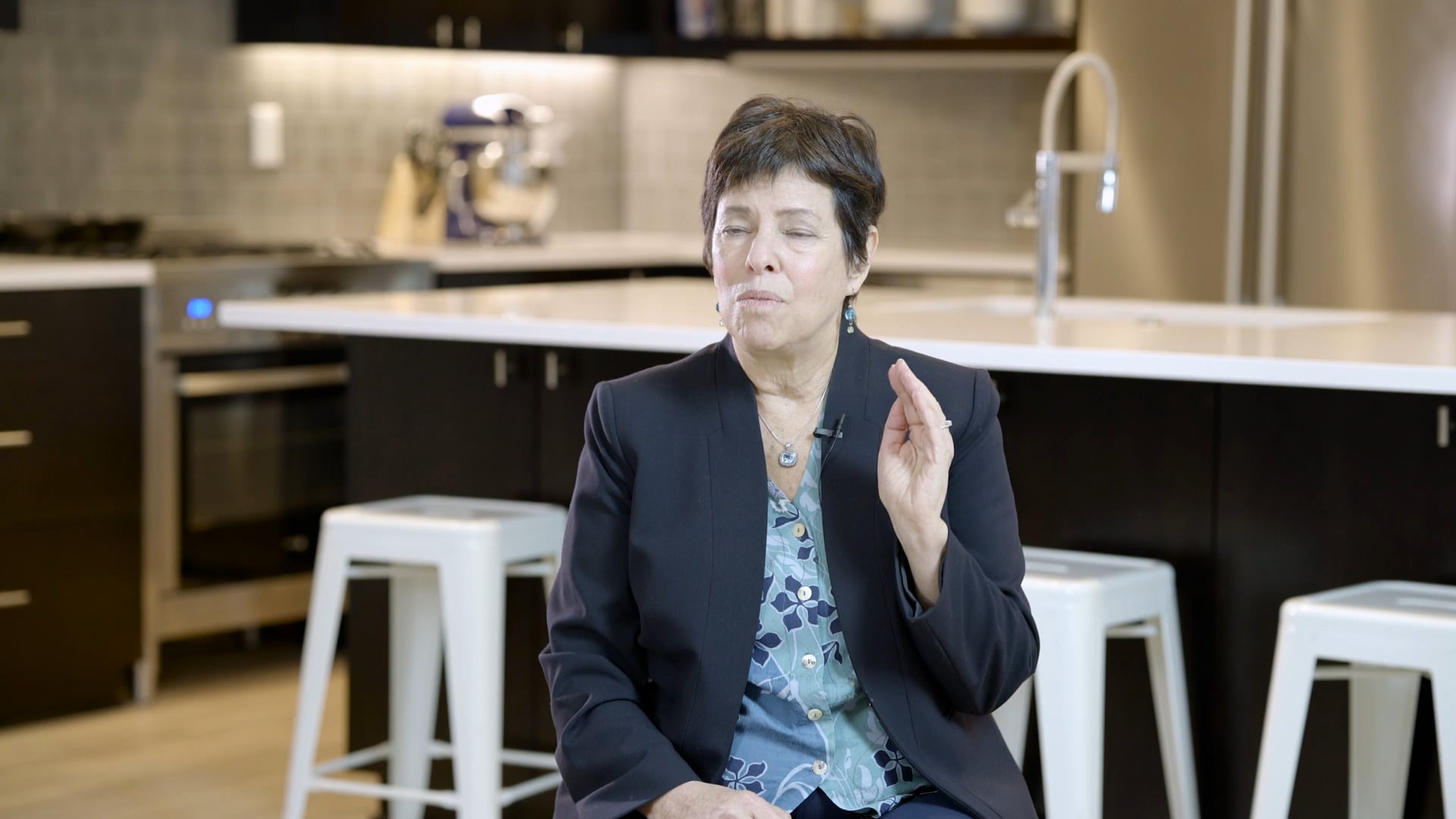 Dr. Liz Lipski (1) on Vimeo