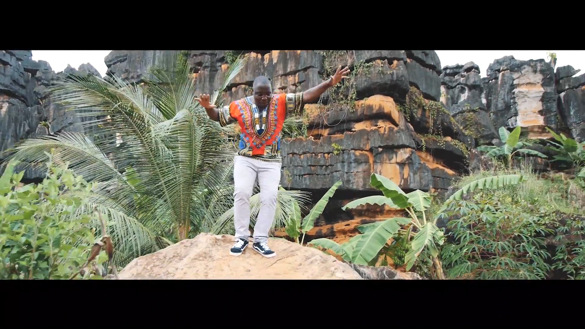 Ali Mukwana - Gharama (Official Video) - YouTube on Vimeo