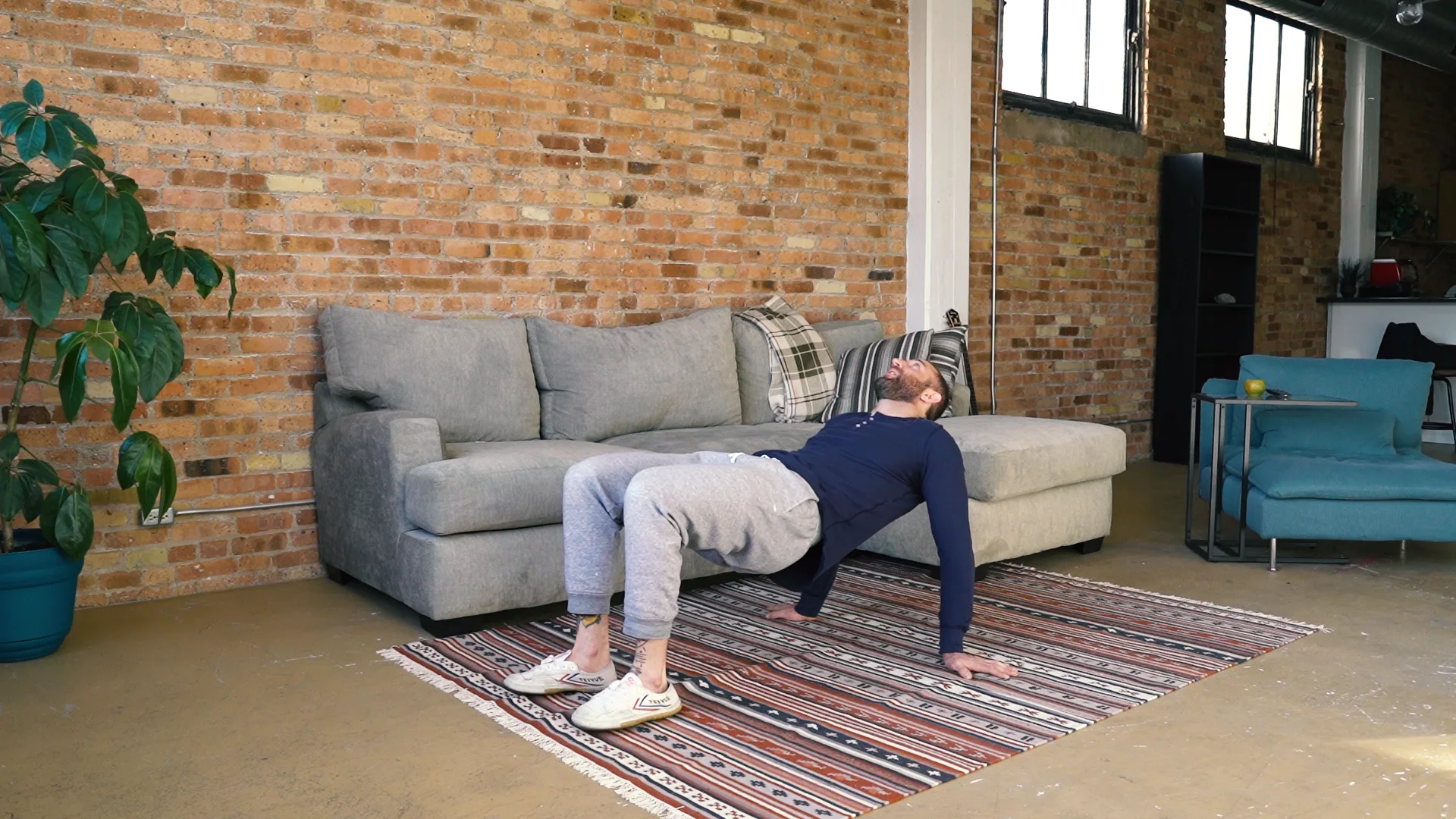 Inverted Crawl Hip Lift on Vimeo