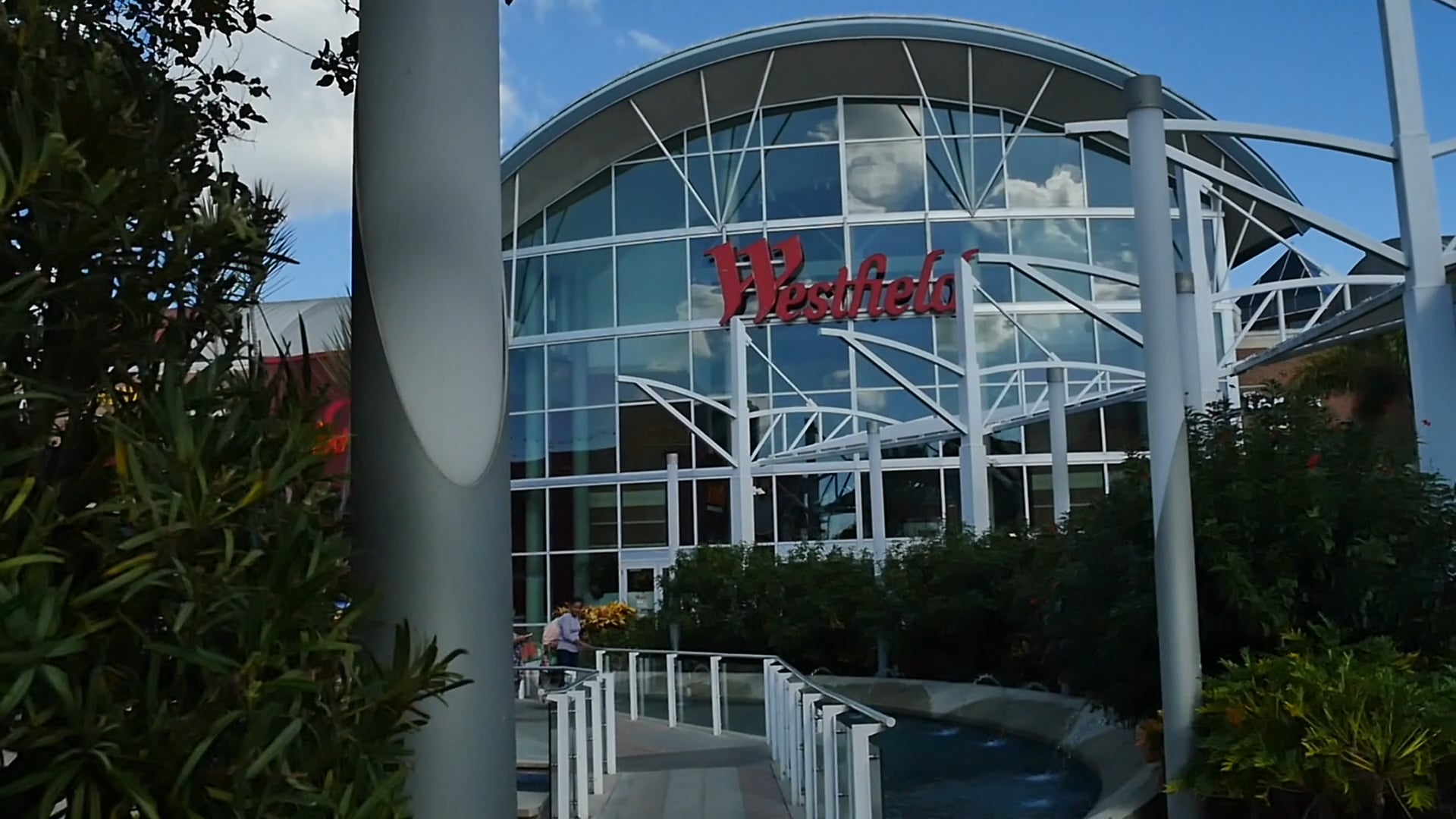 Brandon Mall Restaurants on Vimeo