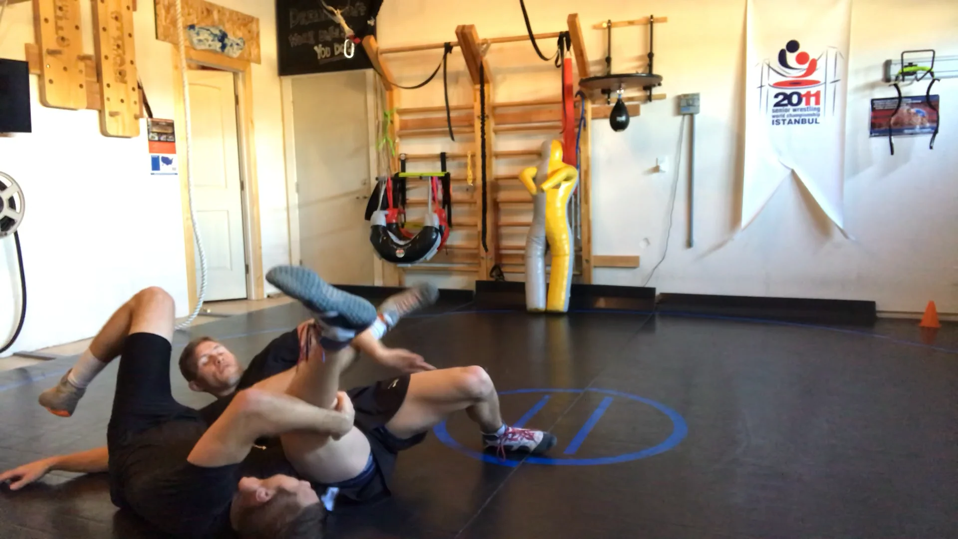 Barrel Roll Scramble Technique on Vimeo