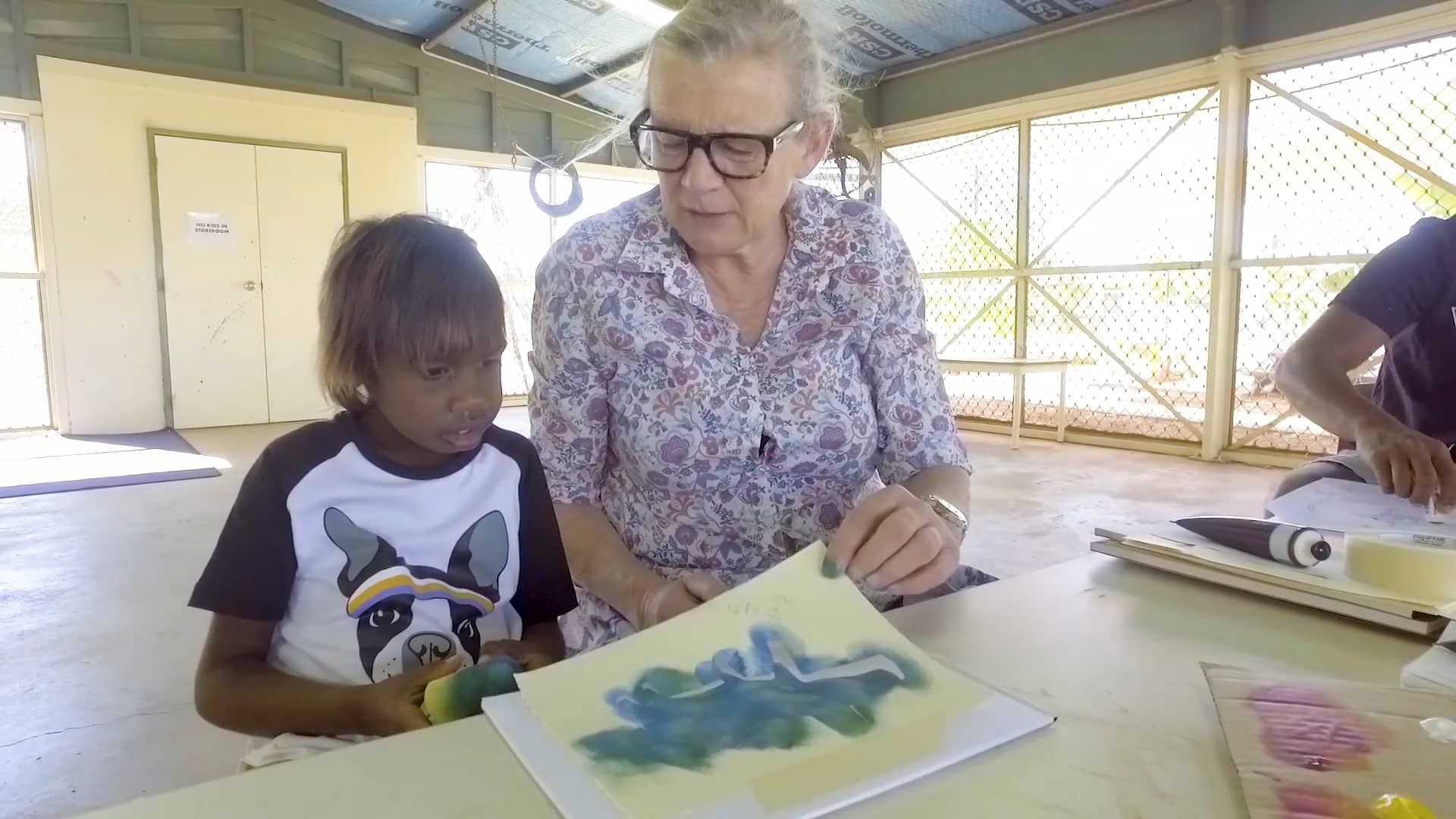 Yiyili Community School with Alison Lester and Jane Godwin on Vimeo