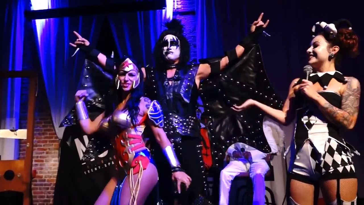 Novaween 8 at Historic Downtown St. Pete Venue NOVA 535 on Vimeo