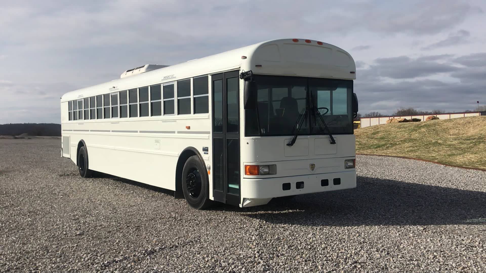 2009 IC-RE 44 Passenger Activity Bus on Vimeo