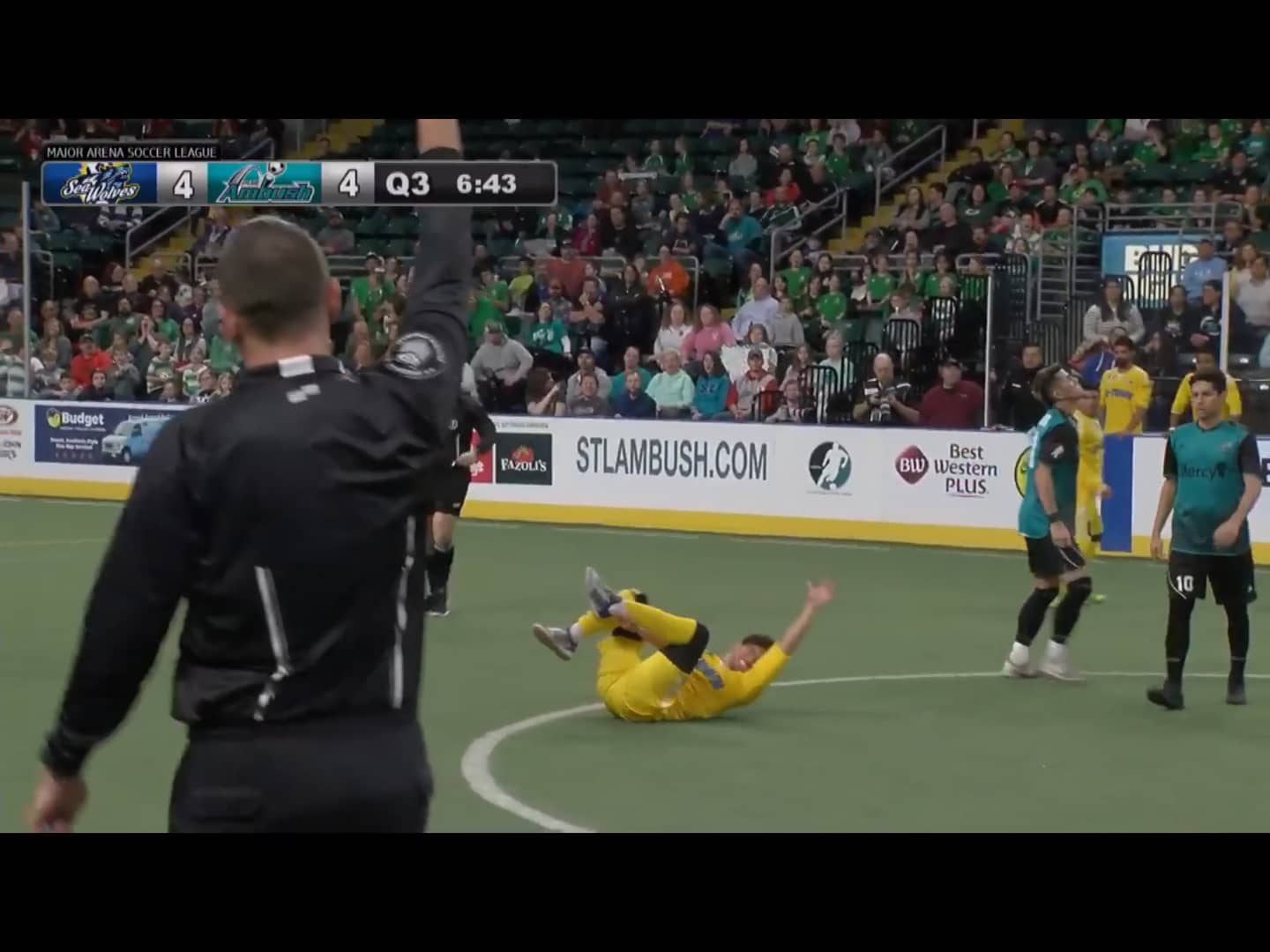 Two-foot tackle 02.02.19 STLvORL on Vimeo