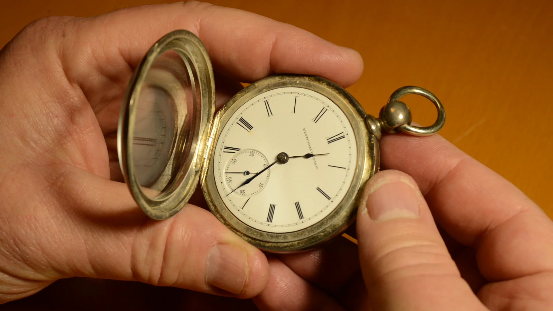 Key Wind & Key Set Pocket Watch on Vimeo