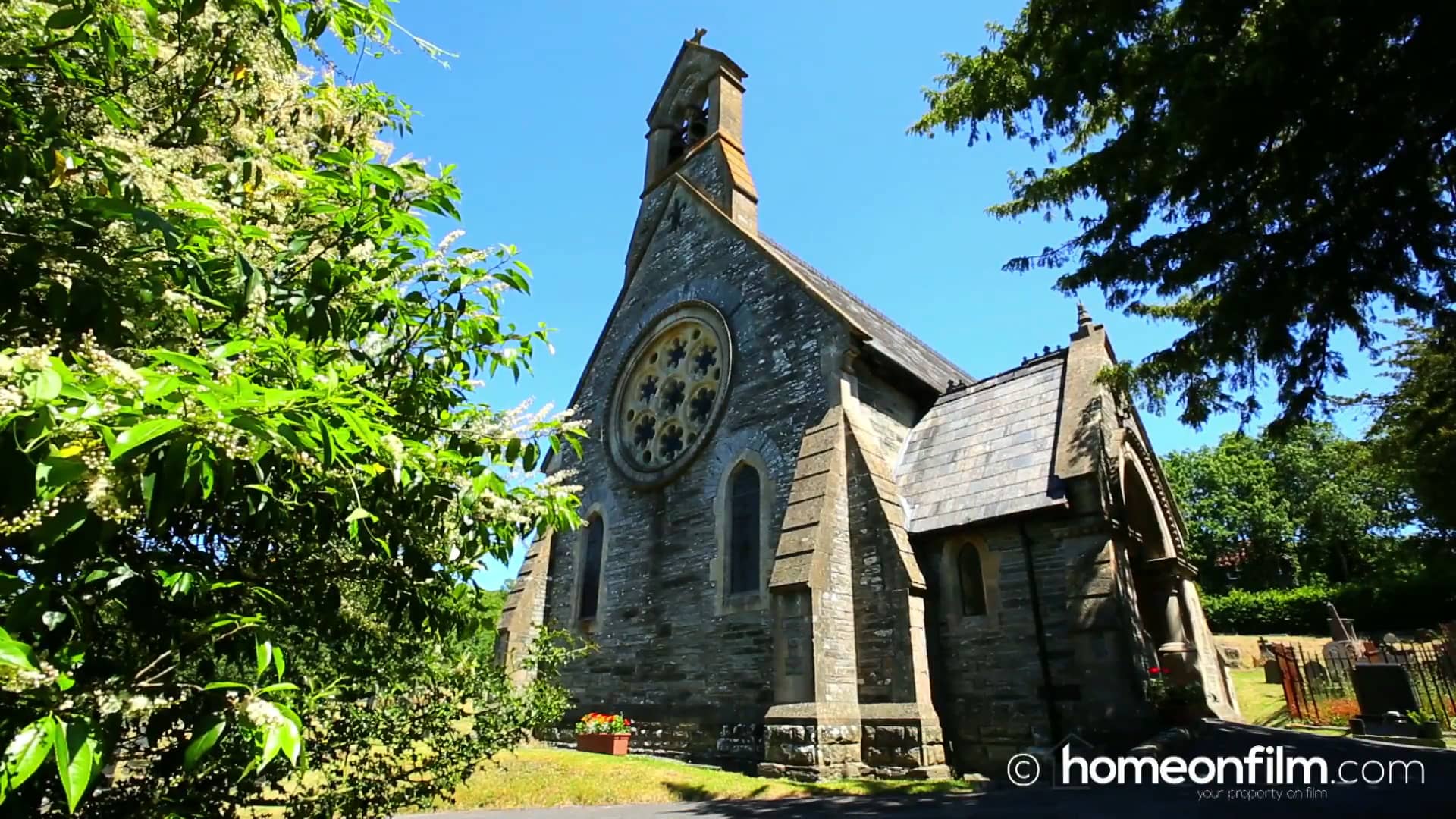 Cenarth, Cenarth Falls & National Coracle Museum, West Wales on Vimeo