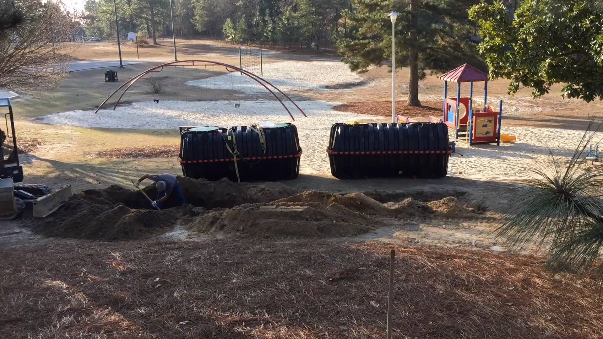 Infiltrator IM-1060 Septic Tank, Tuf-Tite Distribution box installation ...