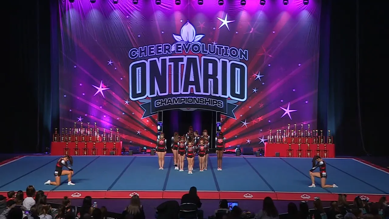 London Heat Cheerleading Rays - IASF Int'l Junior 4 Run-1 on Vimeo