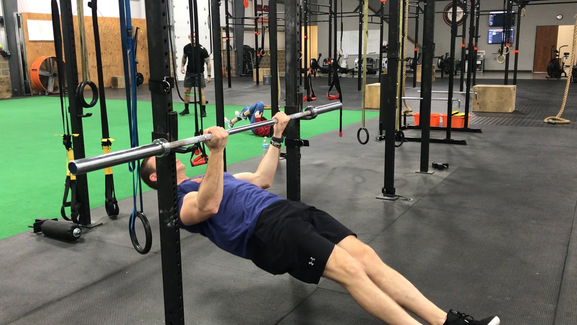 Reverse Grip Inverted Row on Vimeo