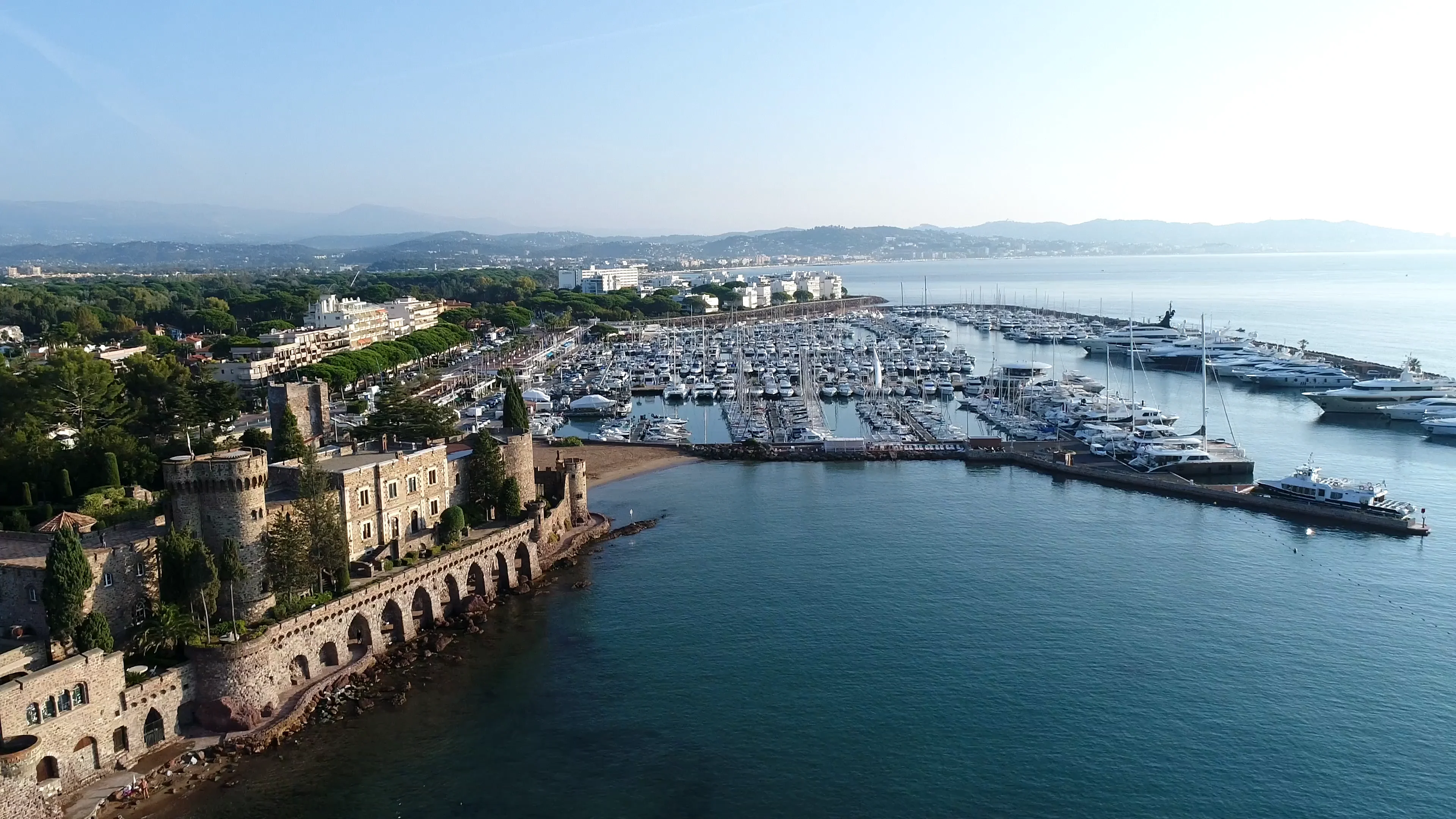 Le port de Mandelieu la Napoule (officiel) on Vimeo