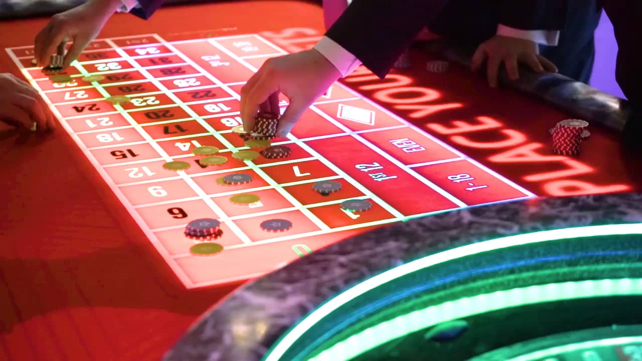 Mesa de Ruleta americana Blaze on Vimeo