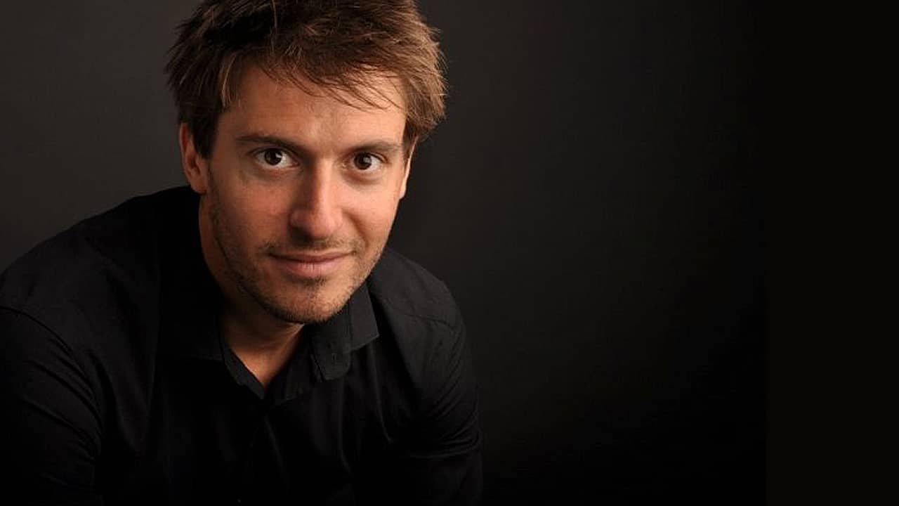 Rob Bell extreme adventurer athlete STEM science mechanical technology ...