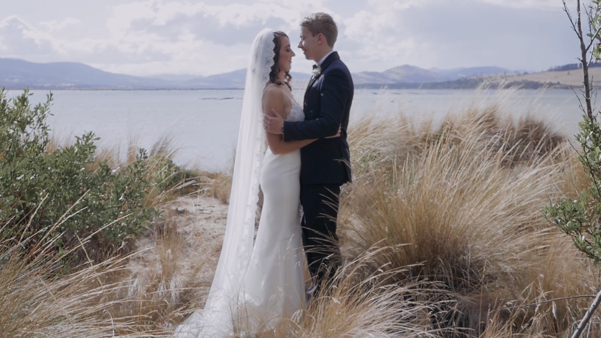 TIM AND JEN WEDDING HIGHLIGHTS on Vimeo