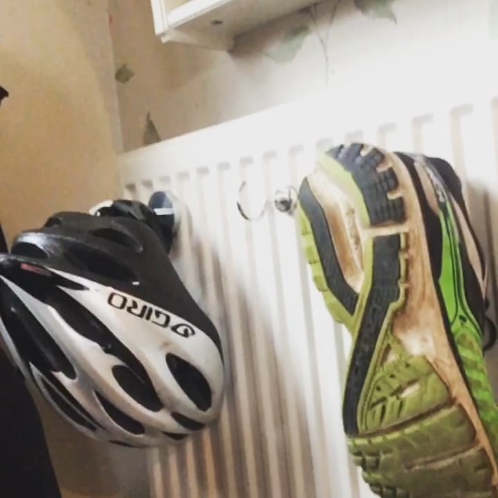 Introducing Shoox - the best way dry your shoes on the radiator on Vimeo