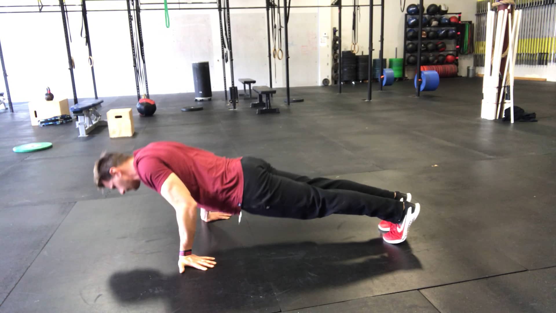 Reverse Grip Push-ups on Vimeo